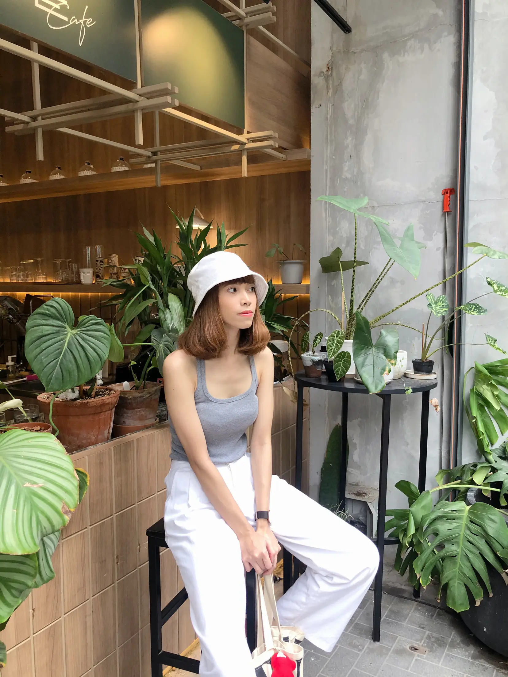 🪩ลุคง่ายๆ..ที่ทำให้ดูชิค😎 | แกลเลอรีที่โพสต์โดย asma.ntd | Lemon8