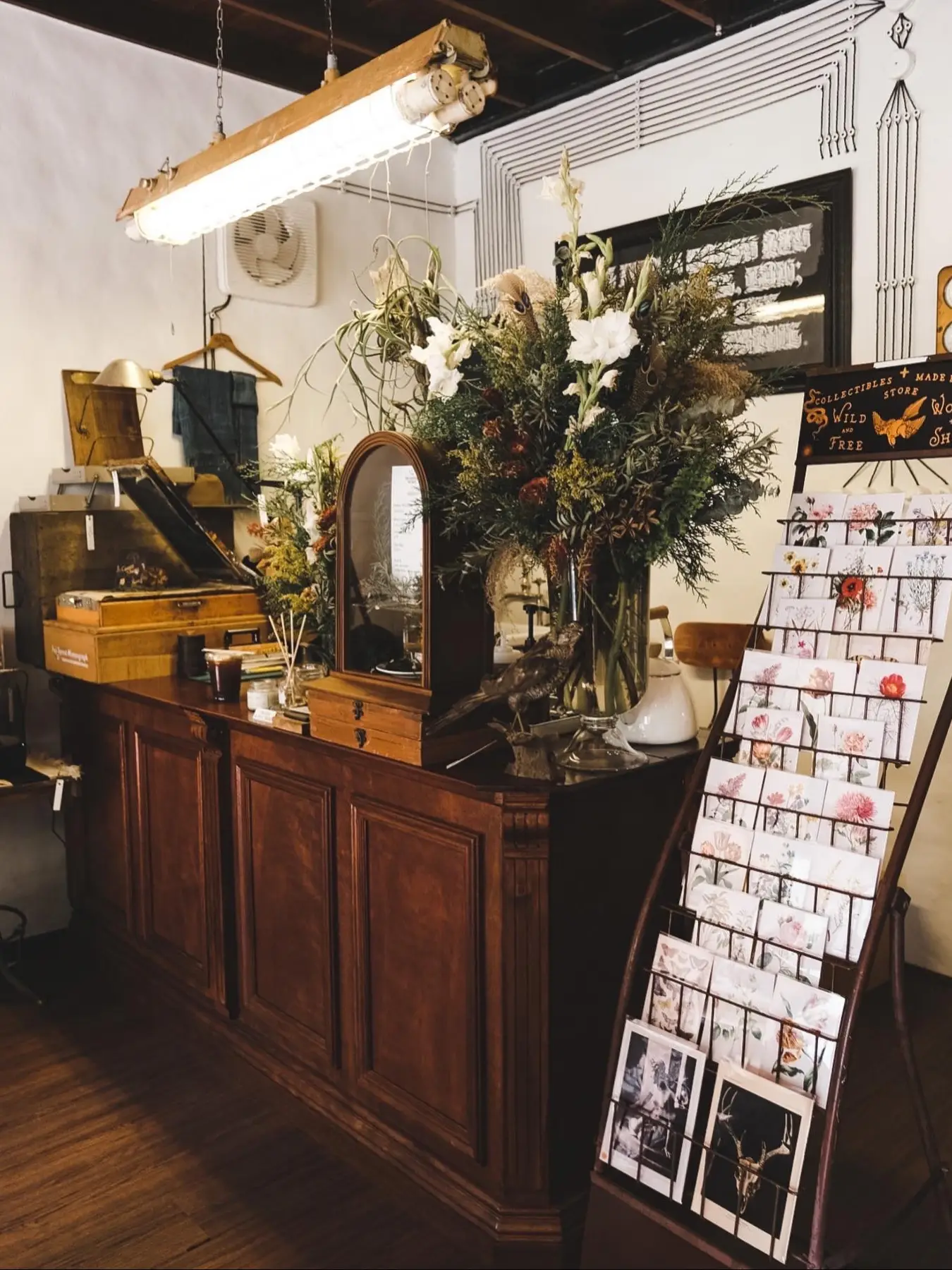 Cinder and smoke พื้นที่ศิลปะ เชียงใหม่ | แกลเลอรีที่โพสต์โดย Gamyuii ...