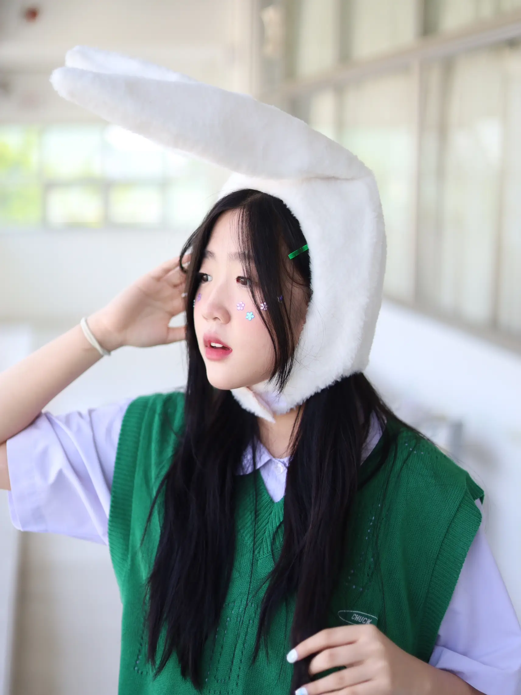 Share Ideas ♡ 🐰🎀 Photo Prop with a bad model 🫧🧤 | Gallery posted by ...