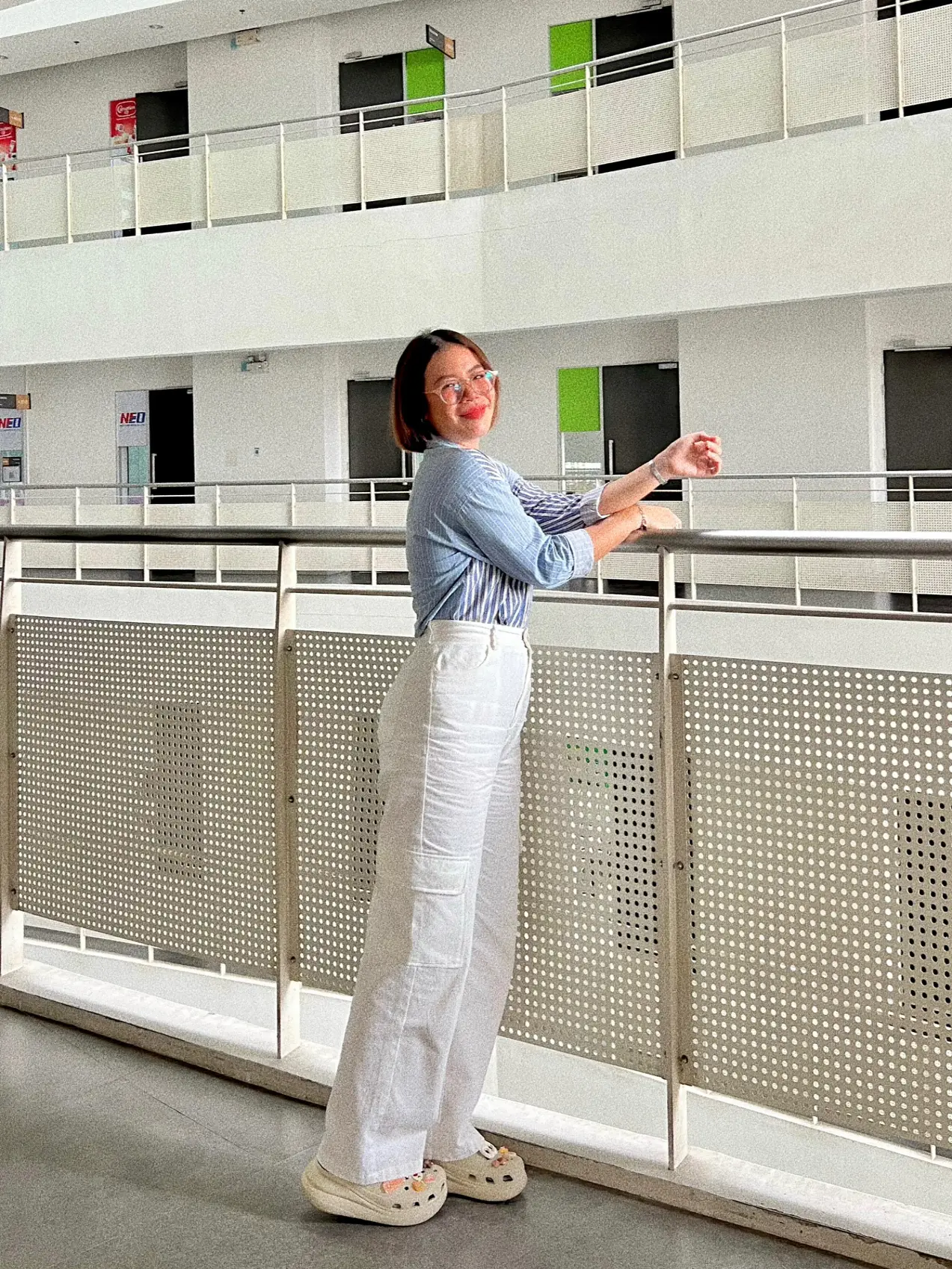 📸OOTD OFFICE LOOKS | EP.6 Cool Ready To Meeting🔵 | Gallery posted by ไก่ดอนชอบรีวิว | Lemon8