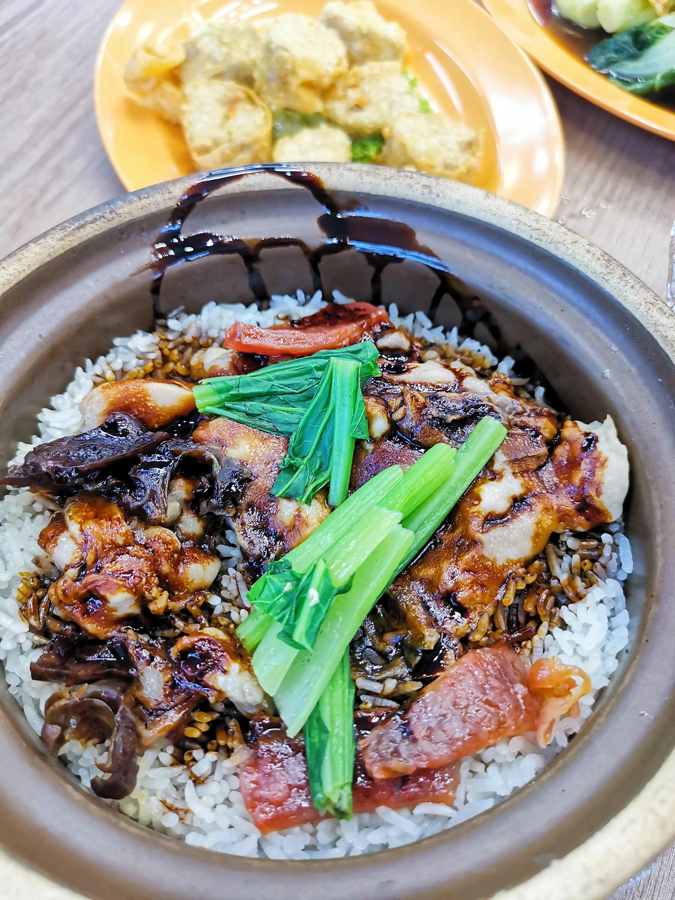 Famous Claypot Rice Expanded! | แกลเลอรีที่โพสต์โดย jq | Lemon8