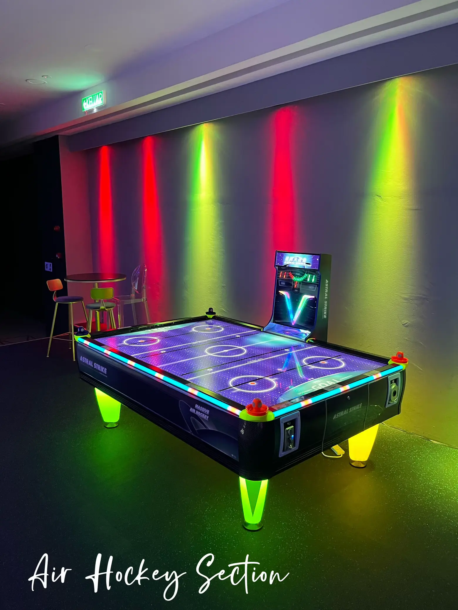 Supreme Cosmic Bowl | Glow In The Dark Bowling 🎳 | Galeri disiarkan ...