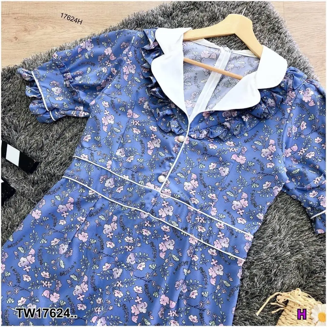 ชุดจั้มขาสั้นสุดน่ารัก | แกลเลอรีที่โพสต์โดย Pumpui Ok | Lemon8