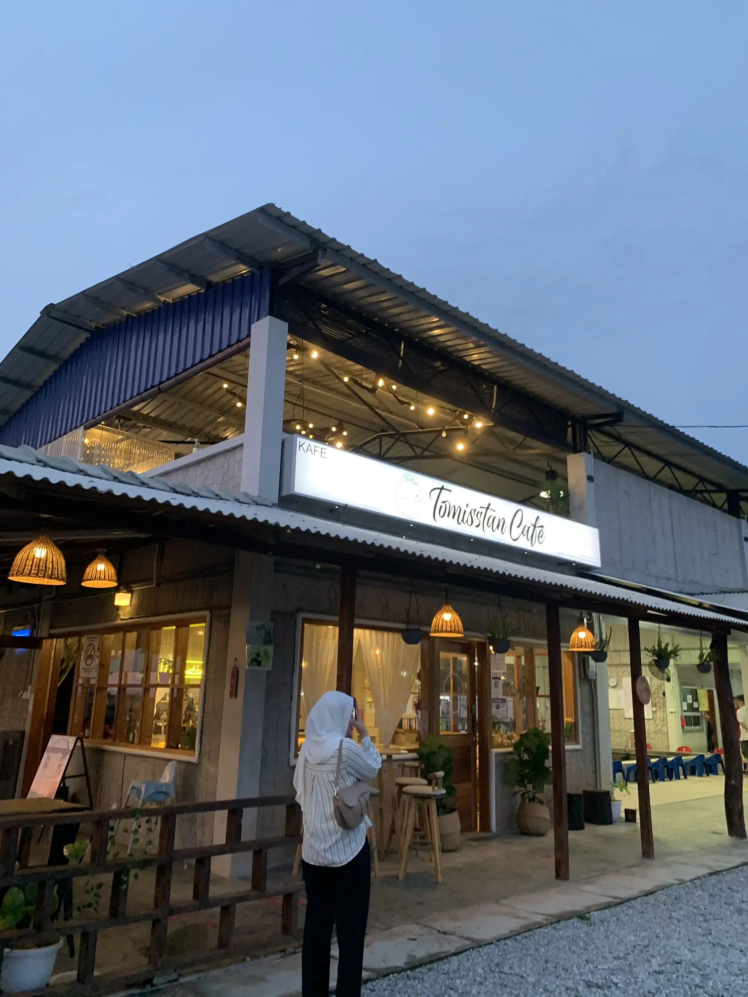 📍Tomisstan Cafe Muar | แกลเลอรีที่โพสต์โดย barizahnordin | Lemon8