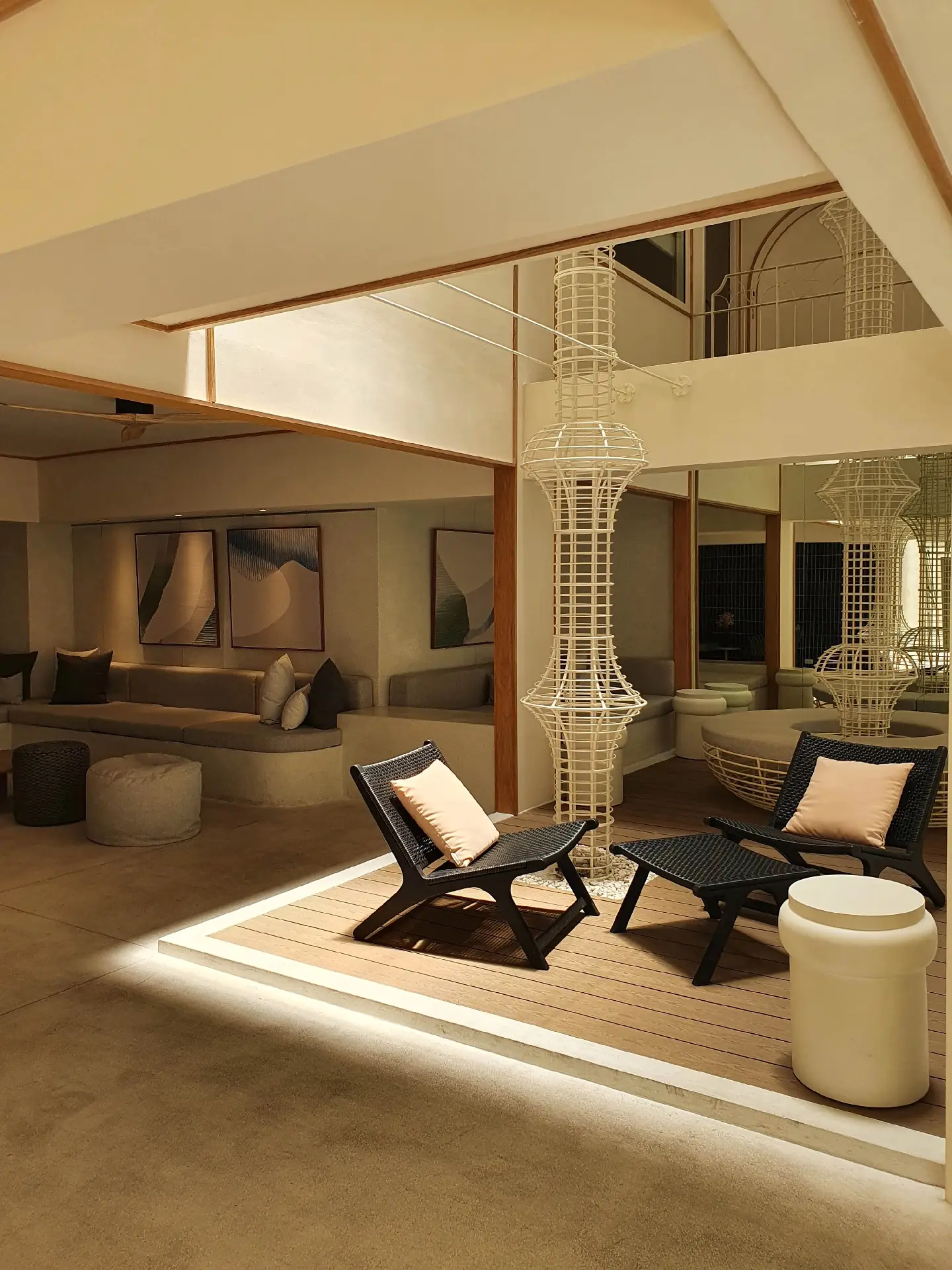 YANH Ratchawat ที่พักเปิดใหม่มินิมอลม้ากกก 🧡 | แกลเลอรีที่โพสต์โดย ...