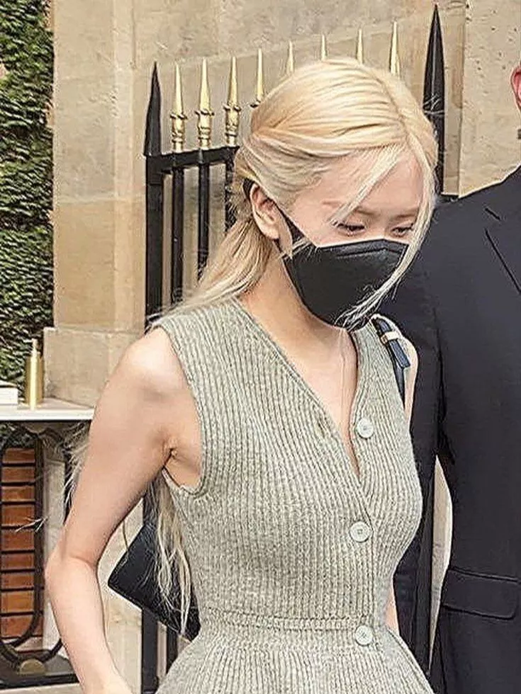 แจกรูปโรเซ่ Blackpink - การค้นหาใน Lemon8