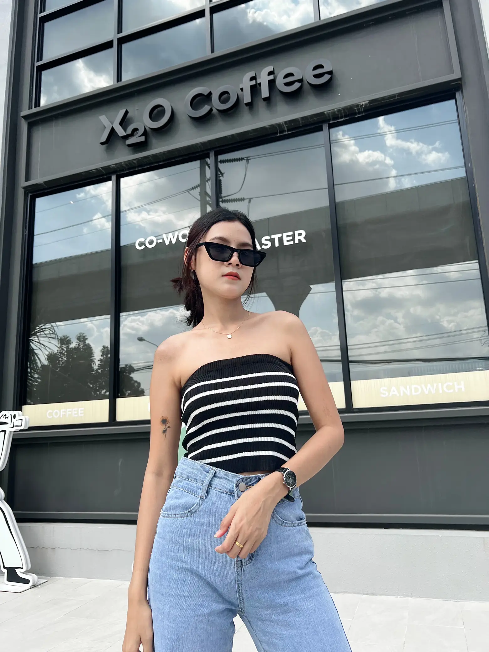 คาเฟ่ติด BTS คูคต #x2ocoffee | แกลเลอรีที่โพสต์โดย เ ฟิ ร์ น - ☻︎ | Lemon8