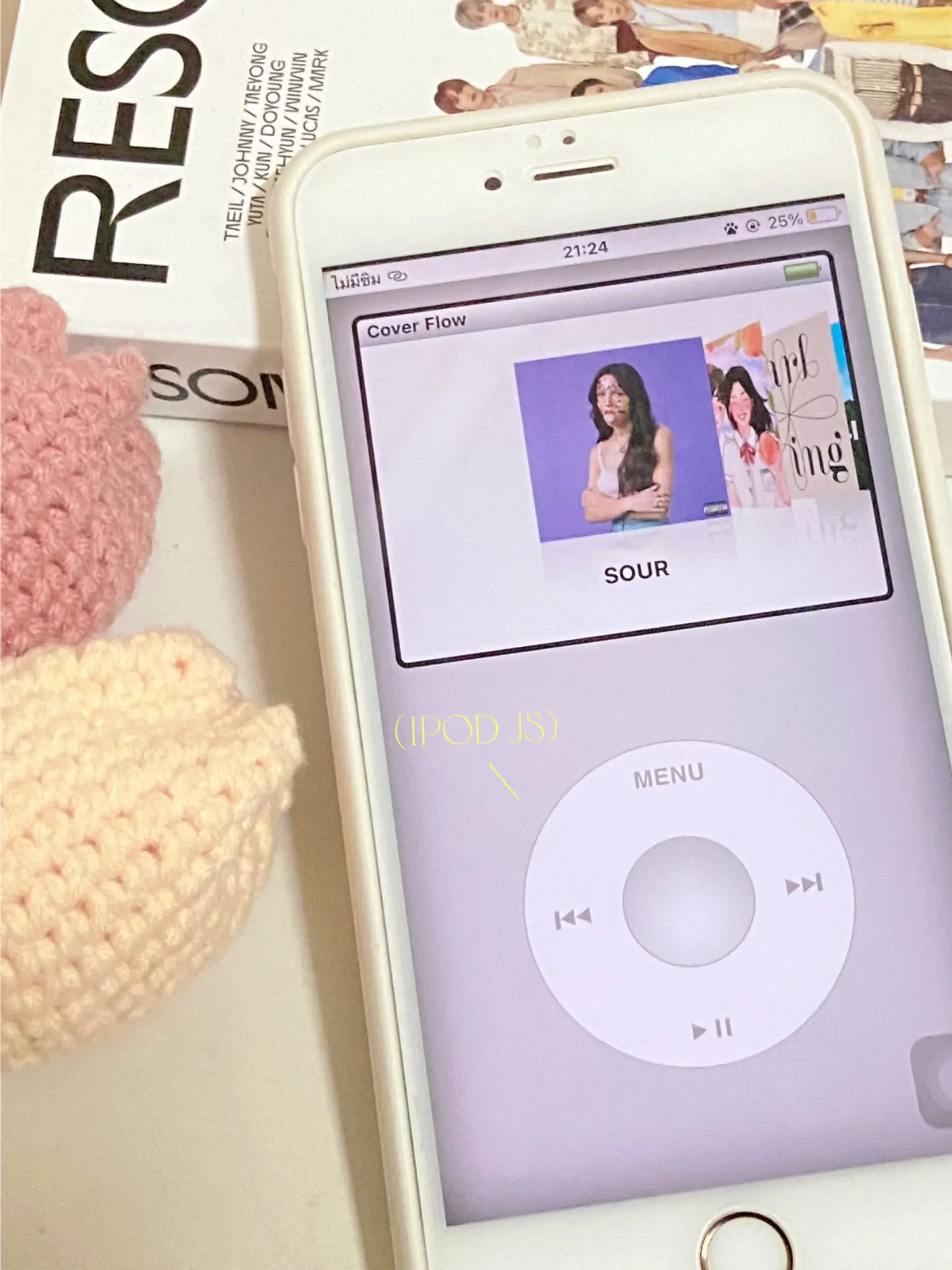 𝐇𝐨𝐰 𝐭𝐨 เปลี่ยนโทรศัพท์ให้เป็น 𝐢𝐏𝐨𝐝 ( 🎧🌷) | แกลเลอรีที่โพสต์โดย Blooming Naneul | Lemon8