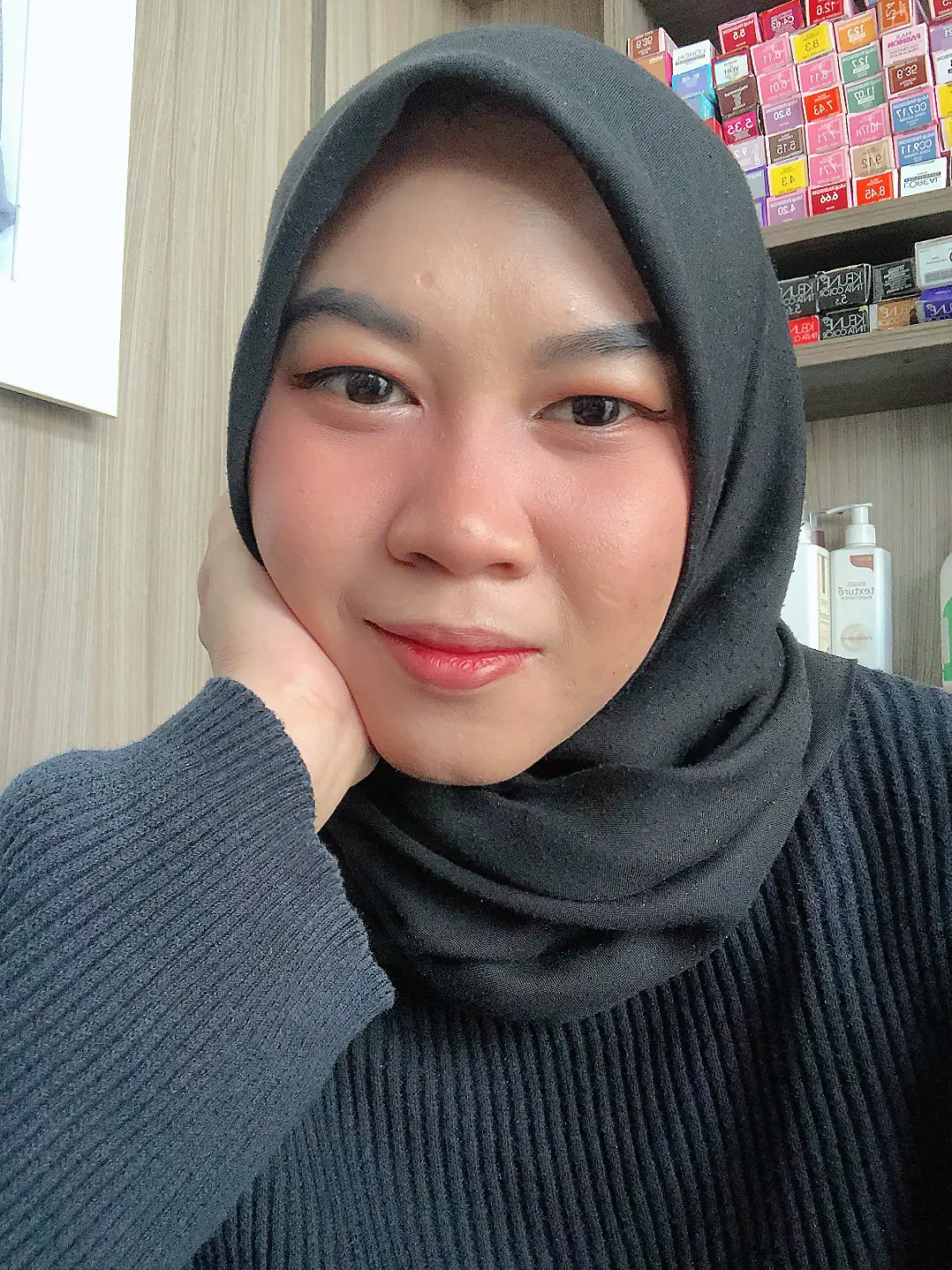 KOREAN LOOK MAKEUP SIMPEL UNTUK PEMULA | Galeri diposting oleh Marlina | Lemon8