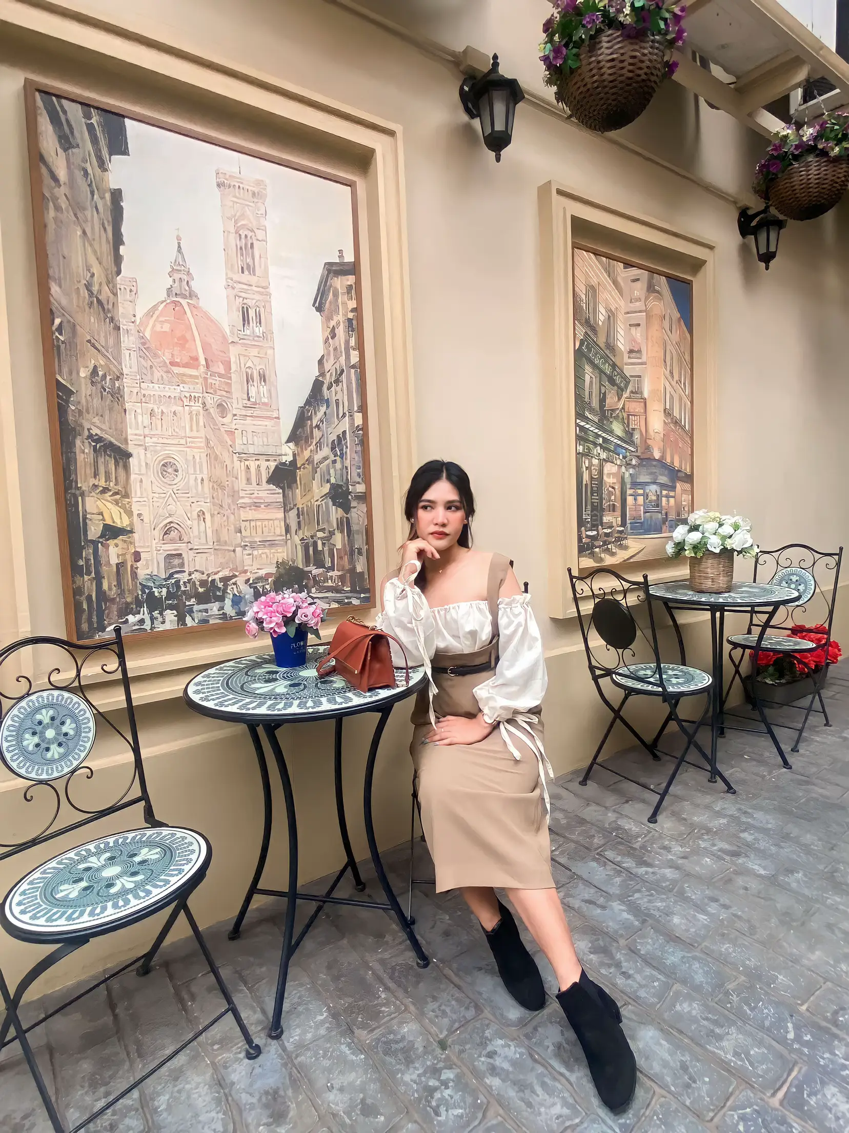 The Simple Cafe & Bakery คาเฟ่ดอกไม้สไตล์ยุโรป | แกลเลอรีที่โพสต์โดย Boatswz | Lemon8