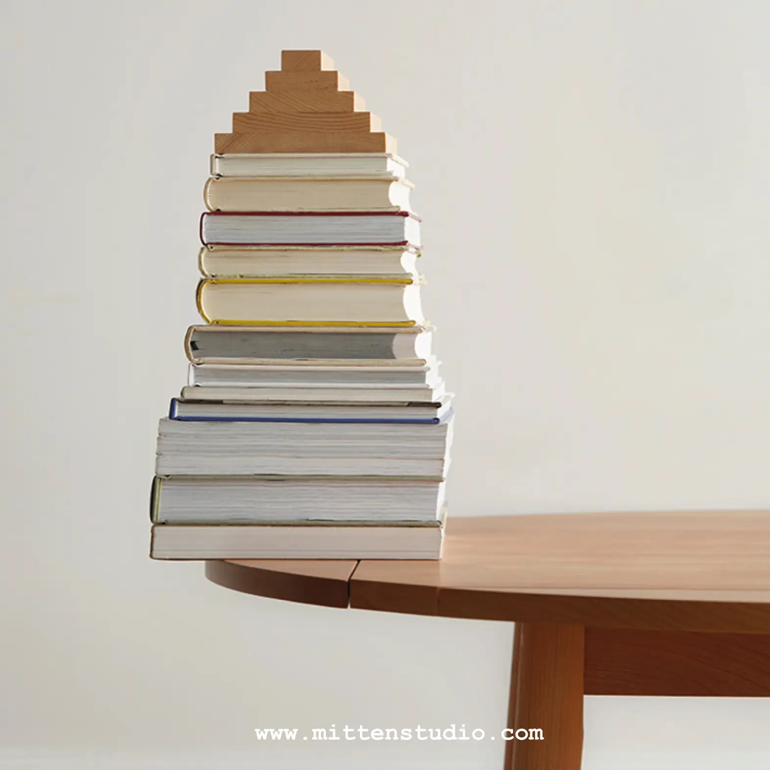 โต๊ะอเนกประสงค์ พับได้ถึง 6 รูปแบบ คุ้มสุดๆ..!! 🏡 | แกลเลอรีที่โพสต์โดย Mitten Studio | Lemon8