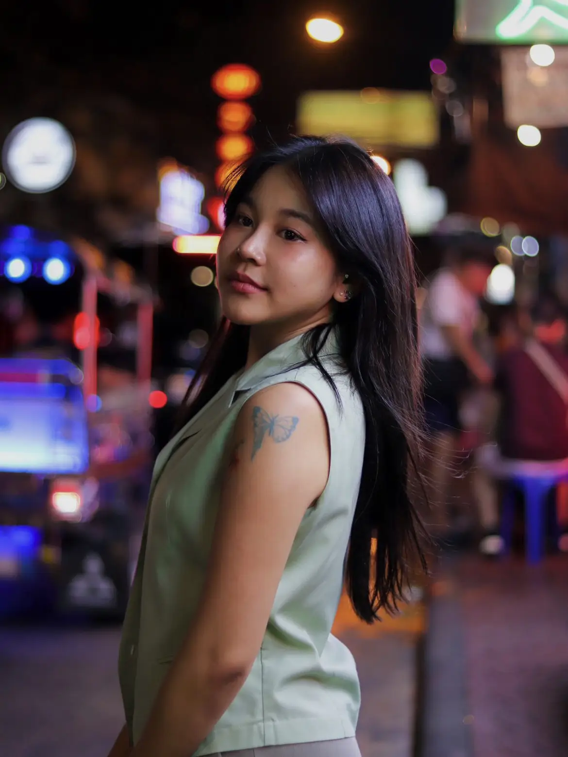 ถ่ายรูปฟีล Wong Kar Wai ที่เยาวราช😎 | แกลเลอรีที่โพสต์โดย RUBIERüNN🌺 | Lemon8