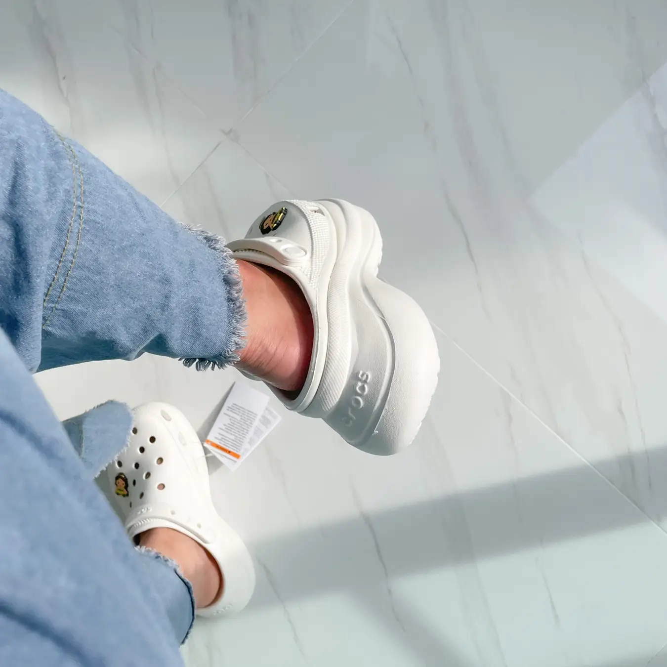 ได้น้อนมาแล้ว CROCS 🤍Classic Bae Clog น่ารักนุ้บนิ้บมาก | แกลเลอรีที่ ...