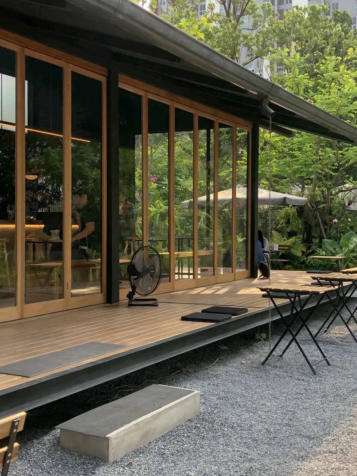 Street Café at Nonthaburi | Rhapsody cafe ☕️ | Gallery posted by ̈ | Lemon8