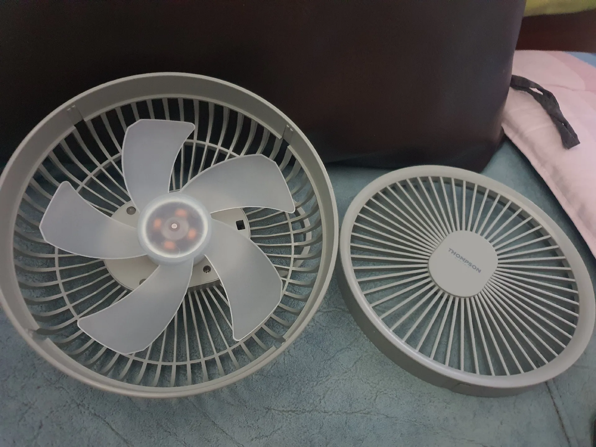 พัดลมชาร์จแบตที่รักที่สุด 💗 🦋 Thompson electric🌪️ | แกลเลอรีที่โพสต์โดย ...