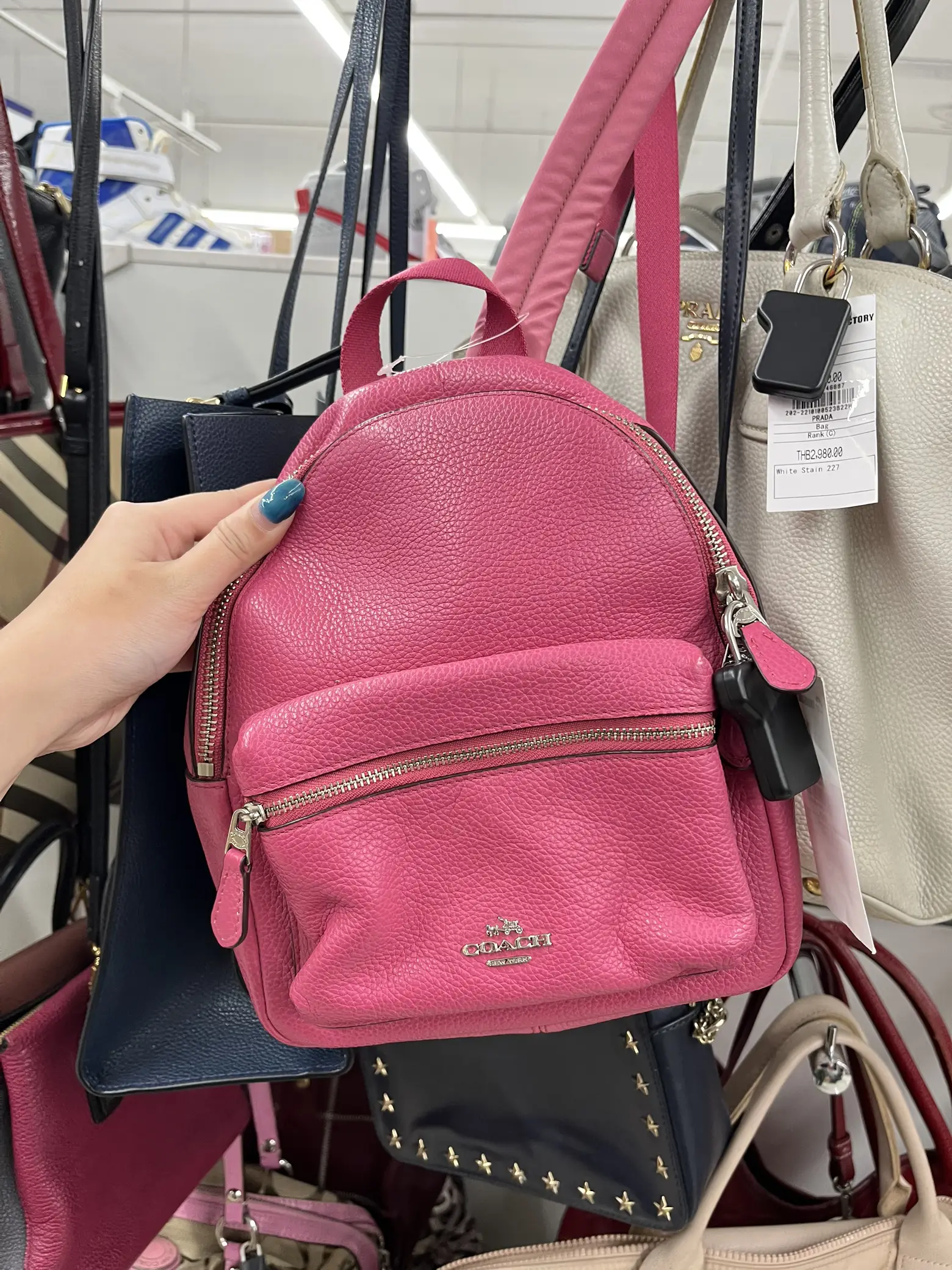 TOUR : ส่องกระเป๋าร้านมือสองญี่ปุ่น ทั้ง Fendi, Coach, MCM | แกลเลอรี ...