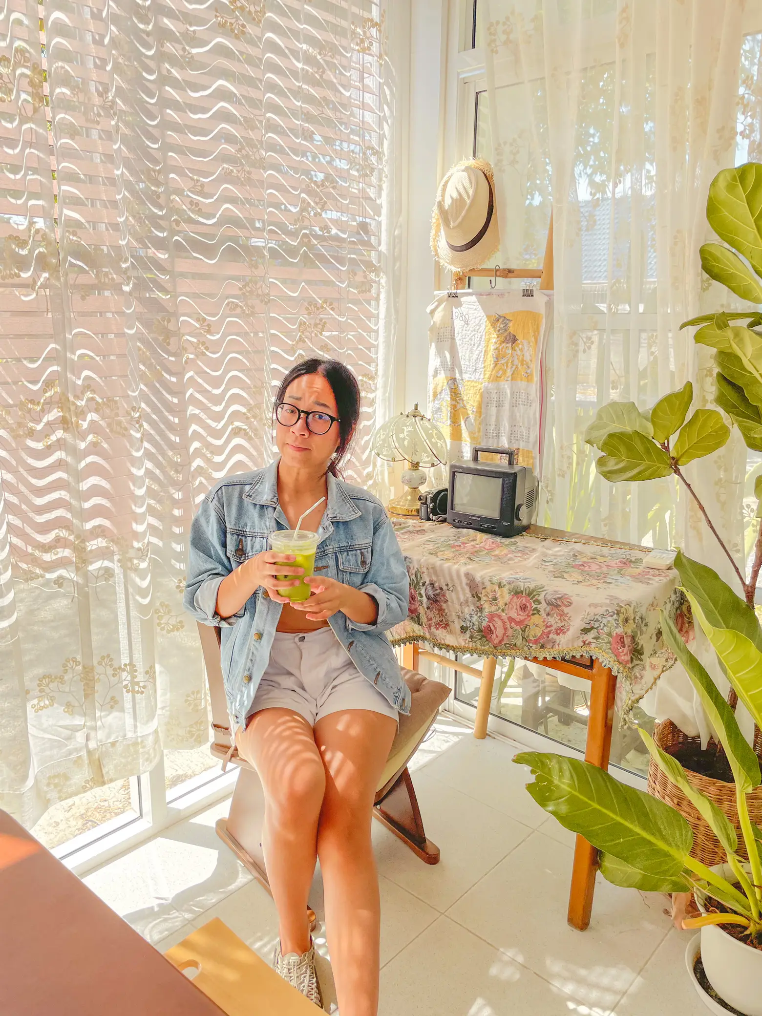 รีวิวคาเฟ่ ร้าน Ploy's Cafe ☕️ | แกลเลอรีที่โพสต์โดย พลอย | Lemon8