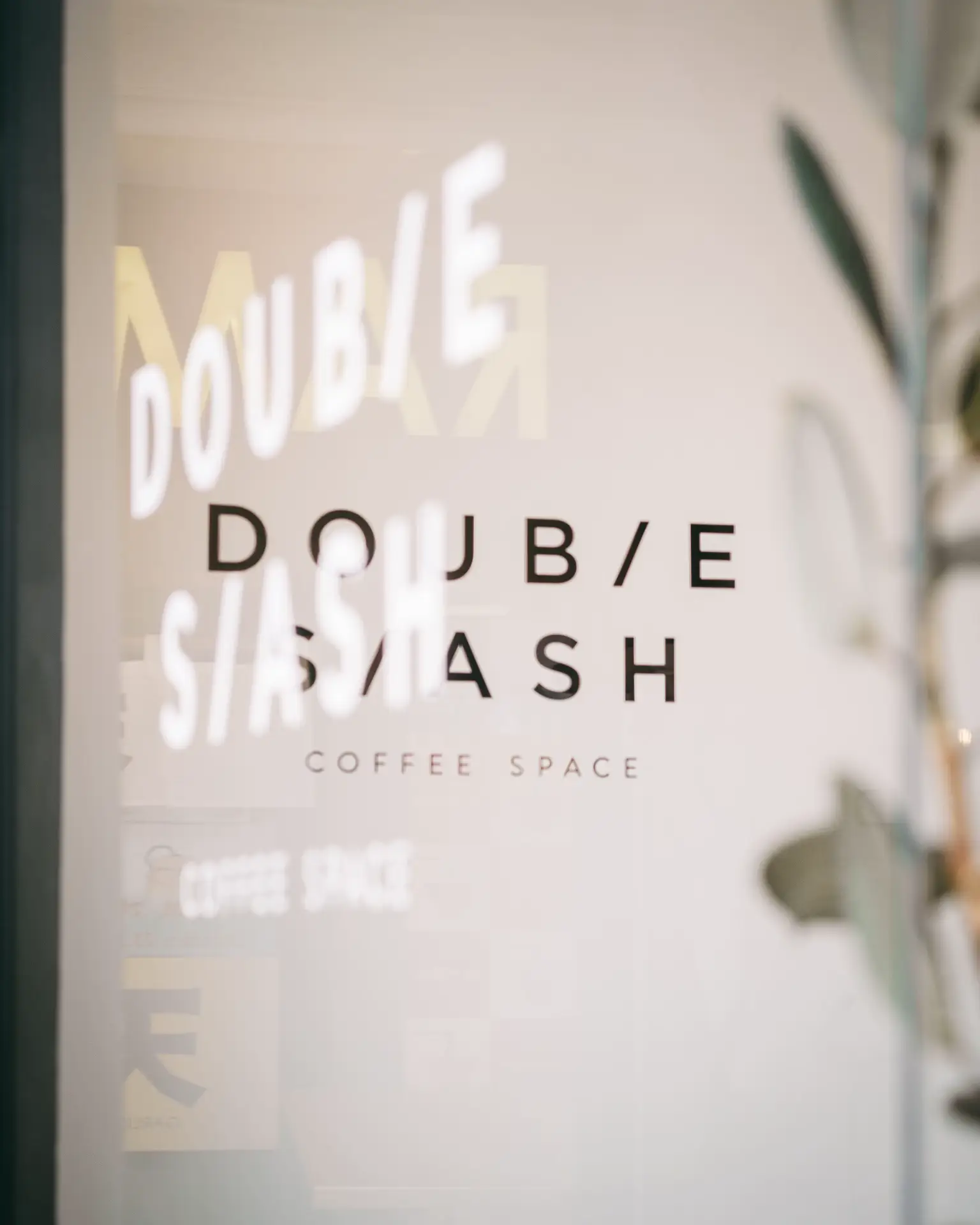 Double Slash เปิดร้านใหม่ในโครงการ The Up Rama 3 ☕️ | แกลเลอรีที่โพสต์โดย Rattomarty | Lemon8