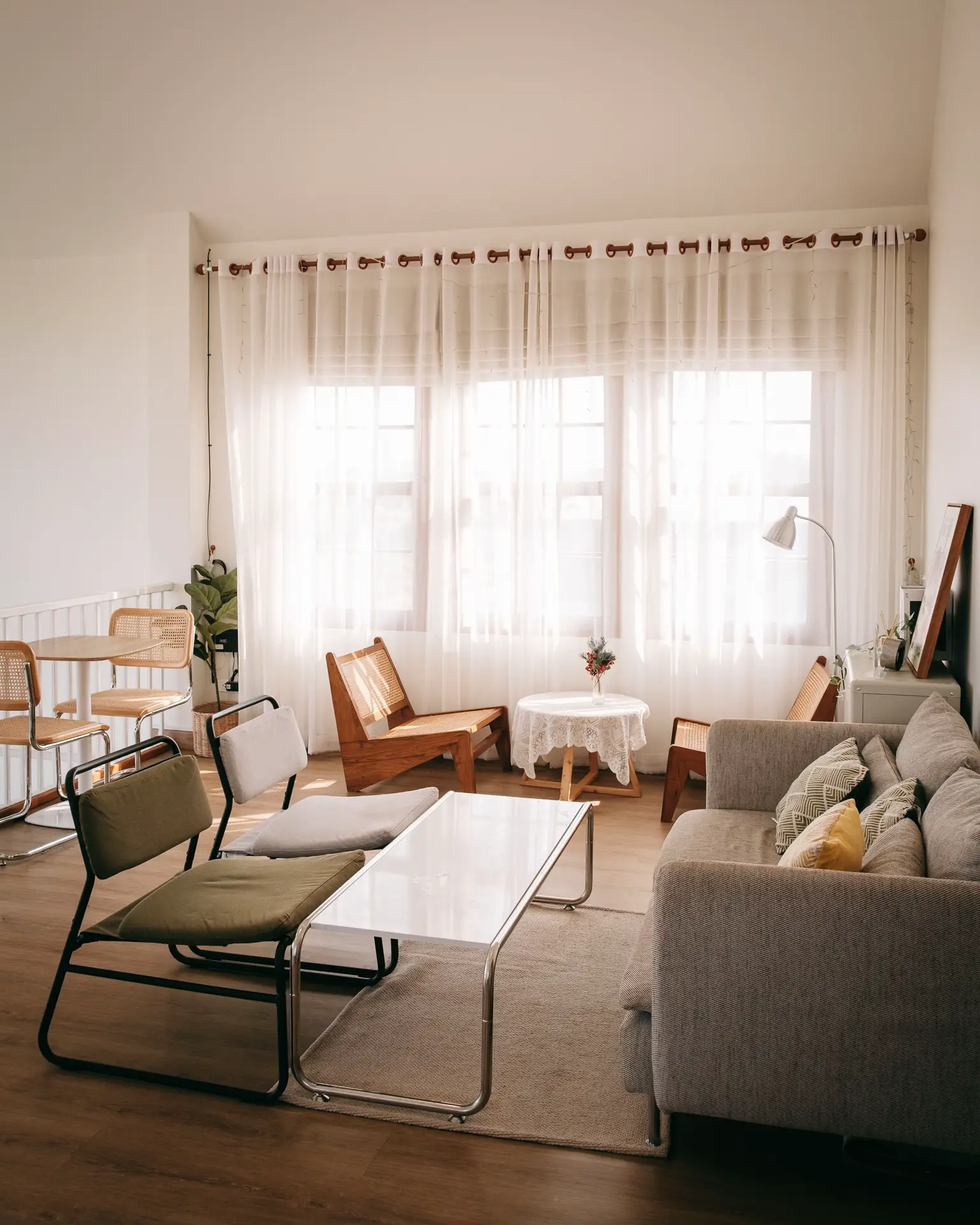 So.w (Sow) Cute Cafe In White Barn Style Building Saraburi | Gallery posted by Rattomarty | Lemon8