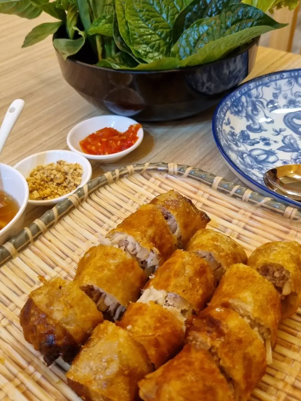 ร้านอาหารเวียดนามย่านอารีย์ : Arunee Cuisine 📌 | แกลเลอรีที่โพสต์โดย 🄱🄴 ...