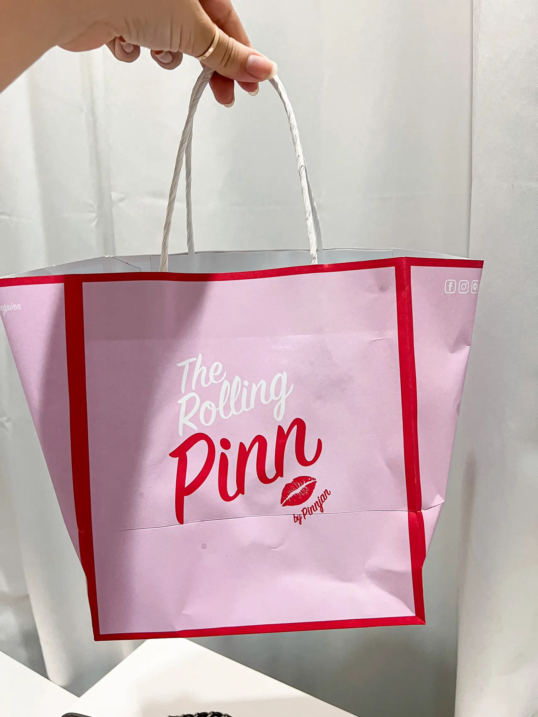 รีวิวไอศกรีมร้าน The Rolling Pinn🍦🍪 | แกลเลอรีที่โพสต์โดย จีนพากิน😋 ...