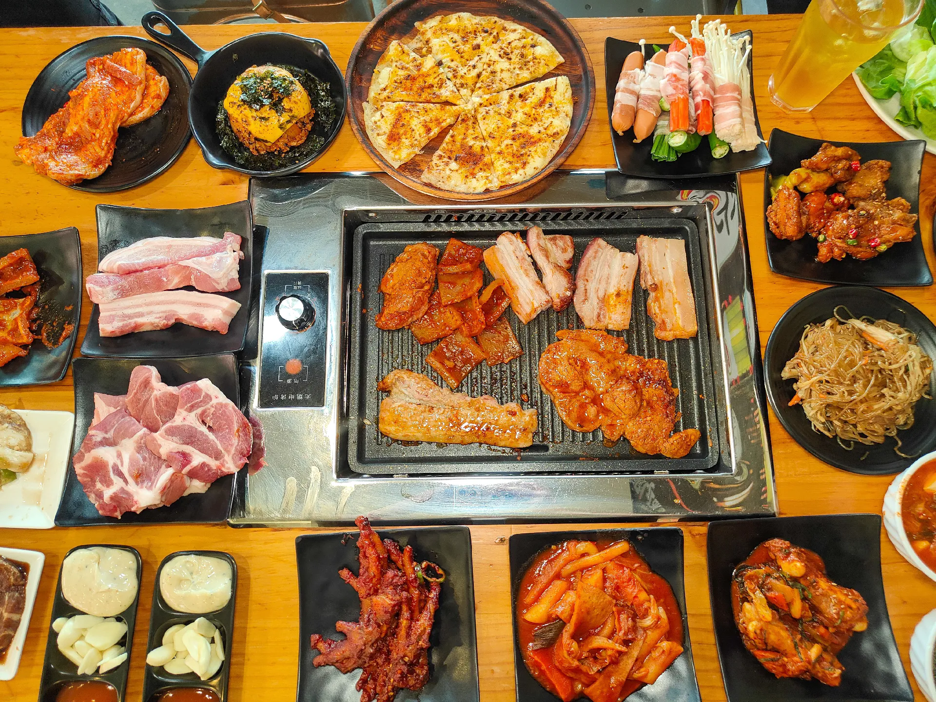 ร้านชื่อ "Sam Gyup Sal" นะคะ🥰 | แกลเลอรีที่โพสต์โดย กินแหลก ไม่อวย | Lemon8