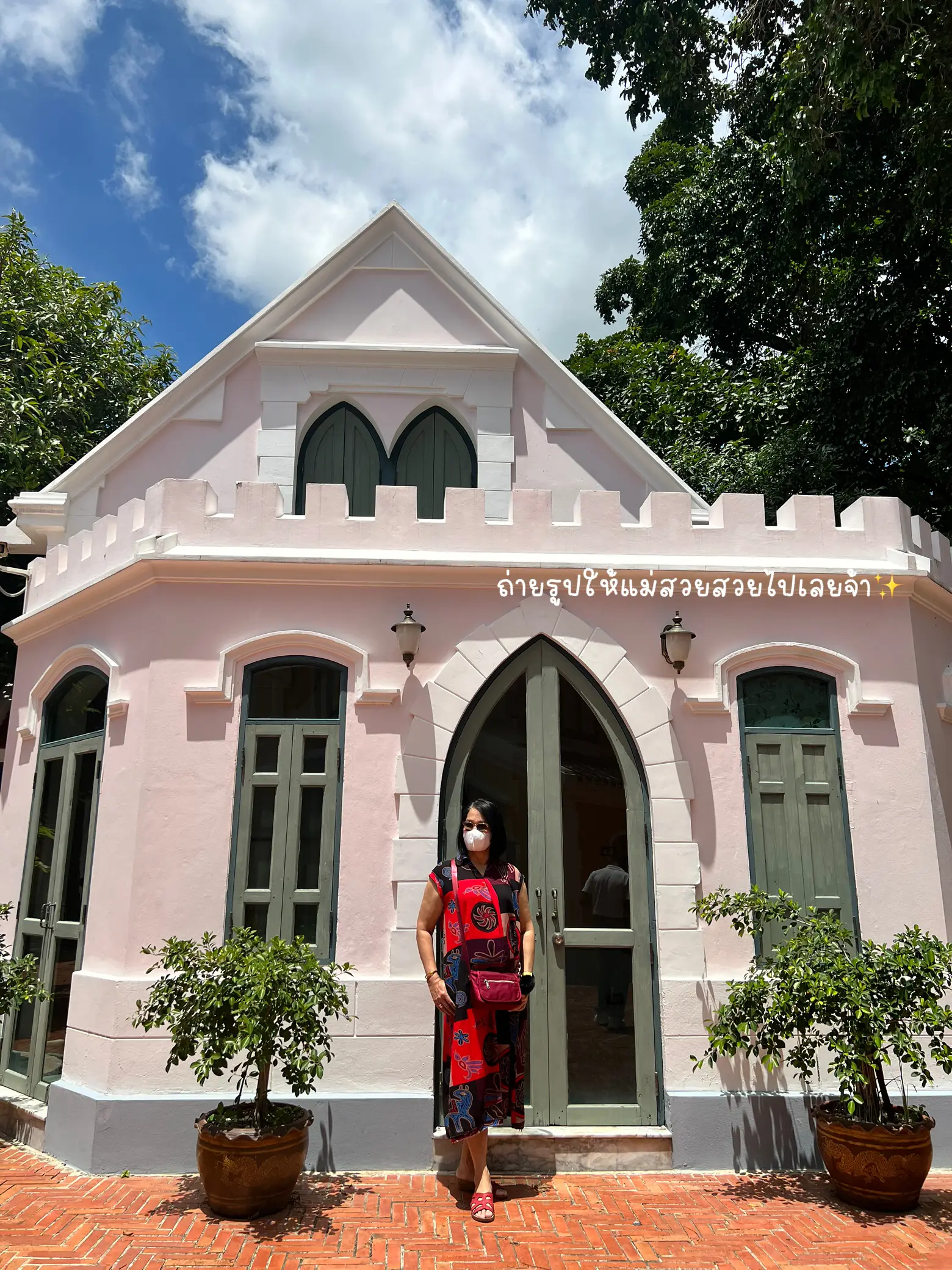 พาเที่ยววัดสไตล์โกธิคหนึ่งเดียวในประเทศไทย💗 ไม่ไกลจากกรุง | แกลเลอรีที่โพสต์โดย Panglpp | Lemon8