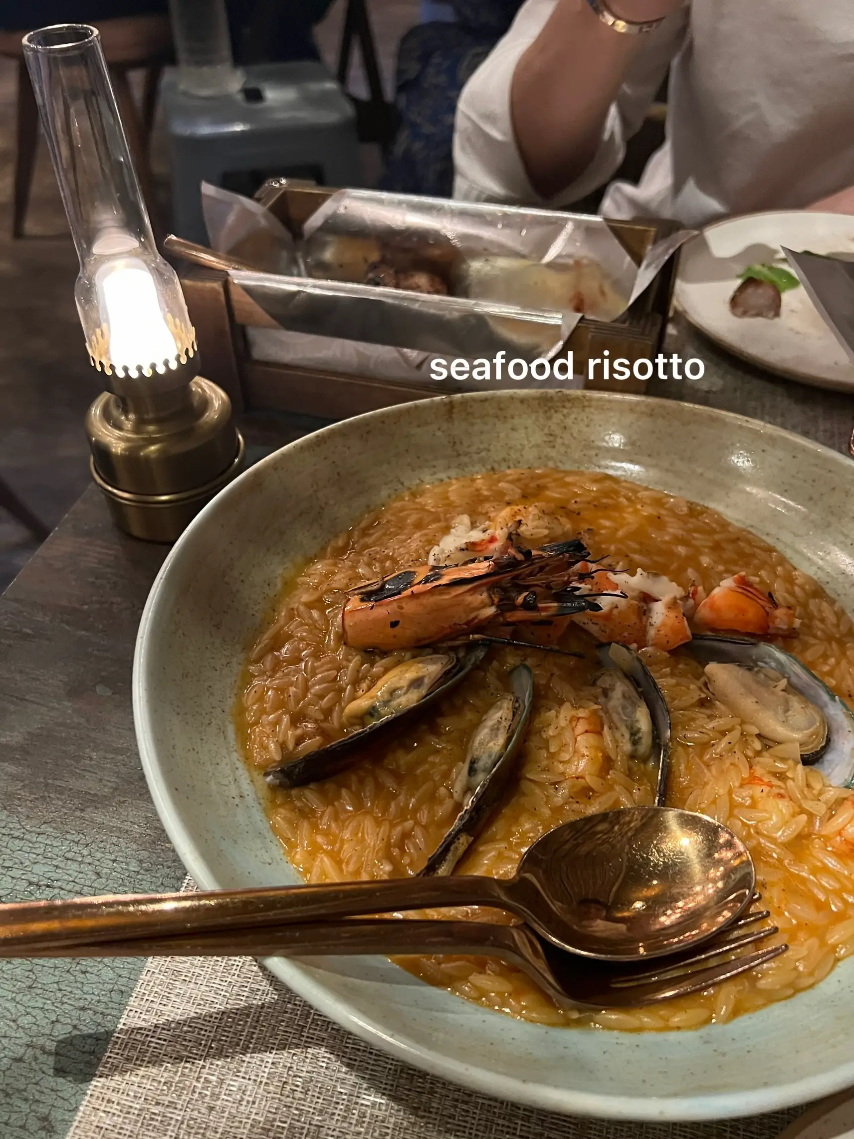 INTRODUCING ONE OF THE BEST GREEK RESTAURANT IN SG | Gallery posted by ...