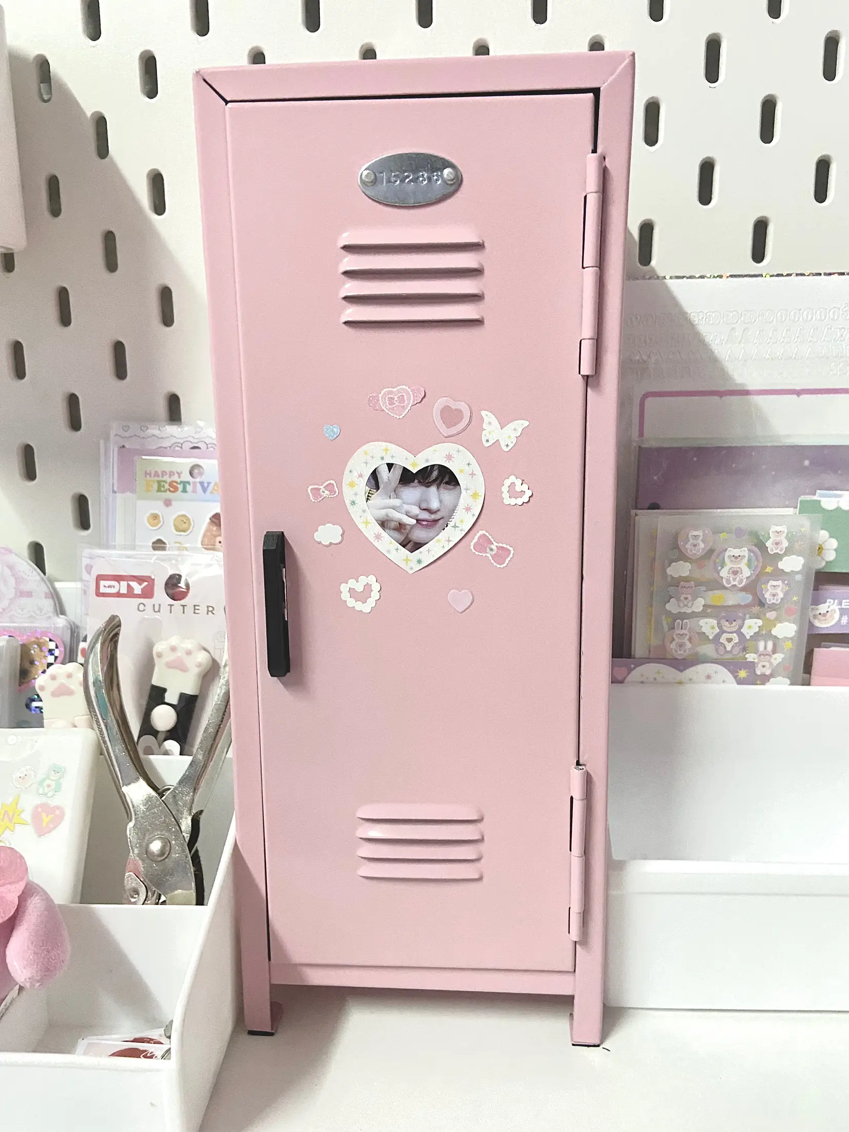 mini locker ที่มีเกือบทุกบ้าน | แกลเลอรีที่โพสต์โดย june | Lemon8