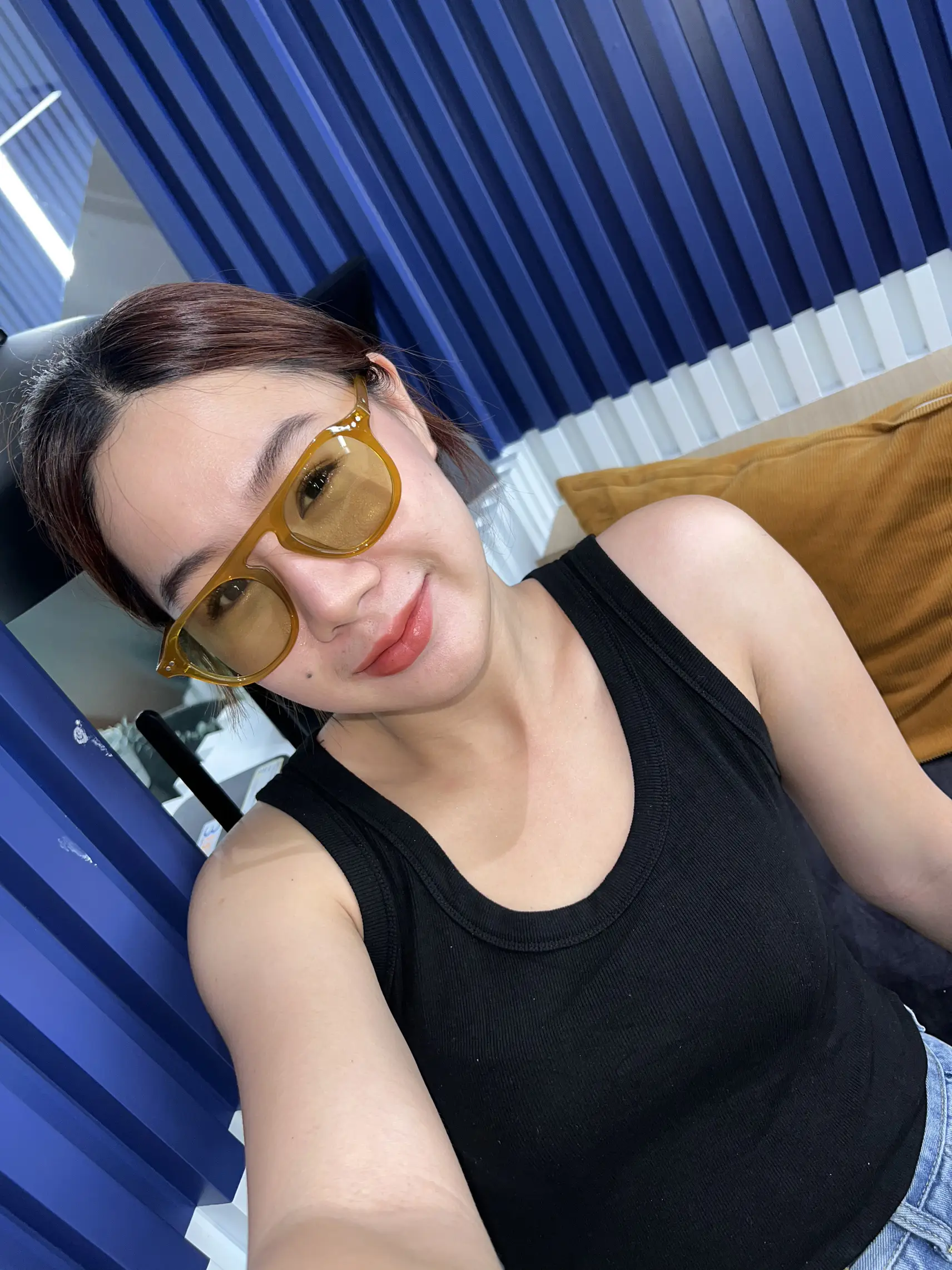 แจกพิกัดแว่นตาที่ใส่บ่อยที่สุด 👀 | แกลเลอรีที่โพสต์โดย Ppairr.ss | Lemon8