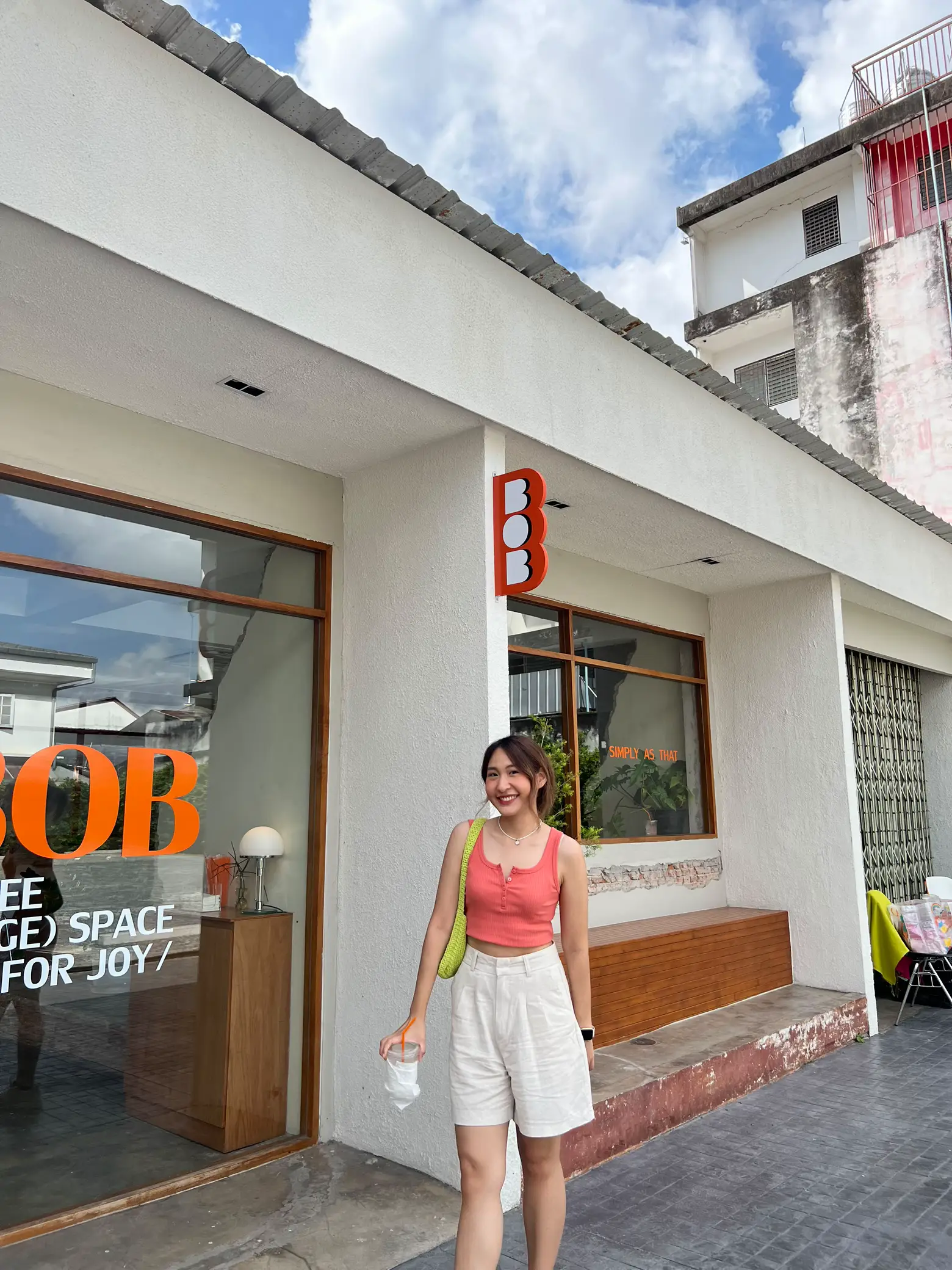 มุมถ่ายรูปสุดcute | BOB Coffee - บ็อบ | แกลเลอรีที่โพสต์โดย Meownts | Lemon8