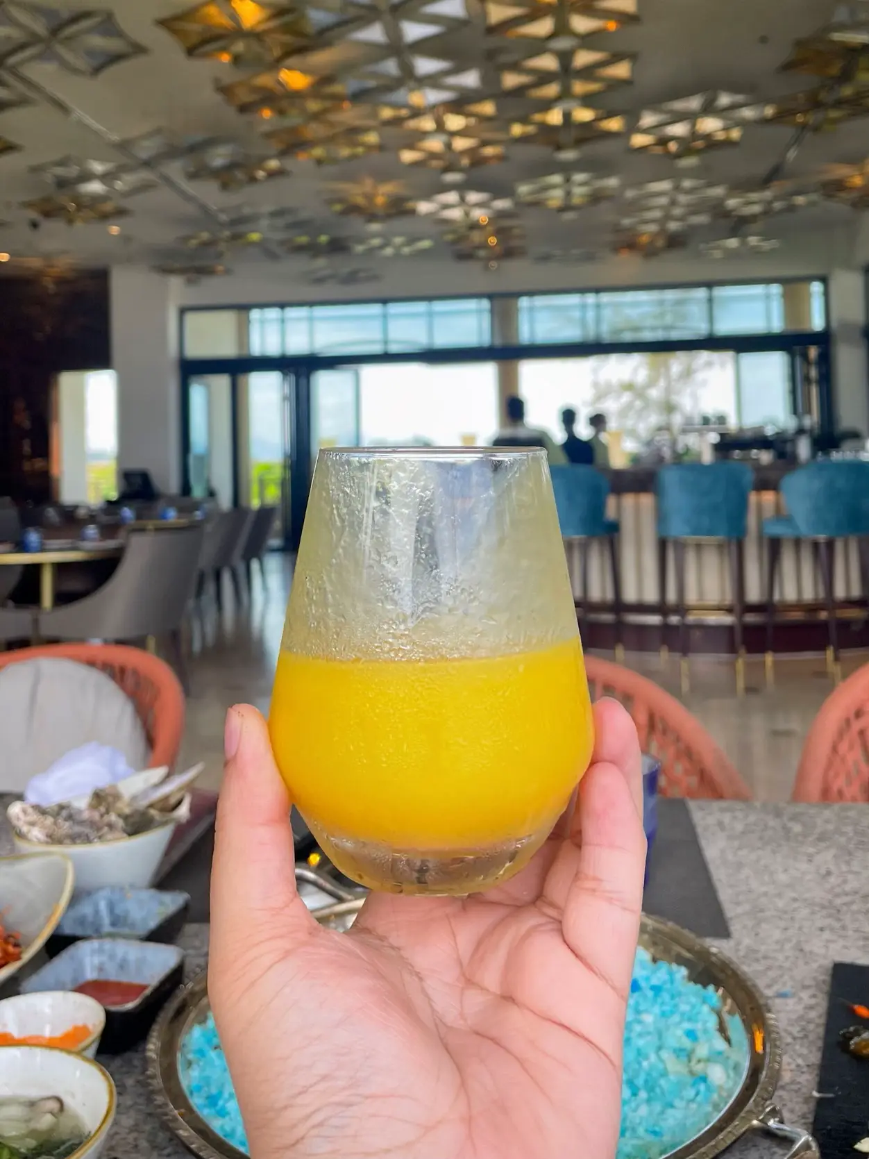 🇻🇳 ที่พักดานัง จะปังเกิน!!! ติดทะเล นอนหรู อยู่แบบลูกคุณสุด ๆ | แกลเลอรีที่โพสต์โดย kwvyn | Lemon8