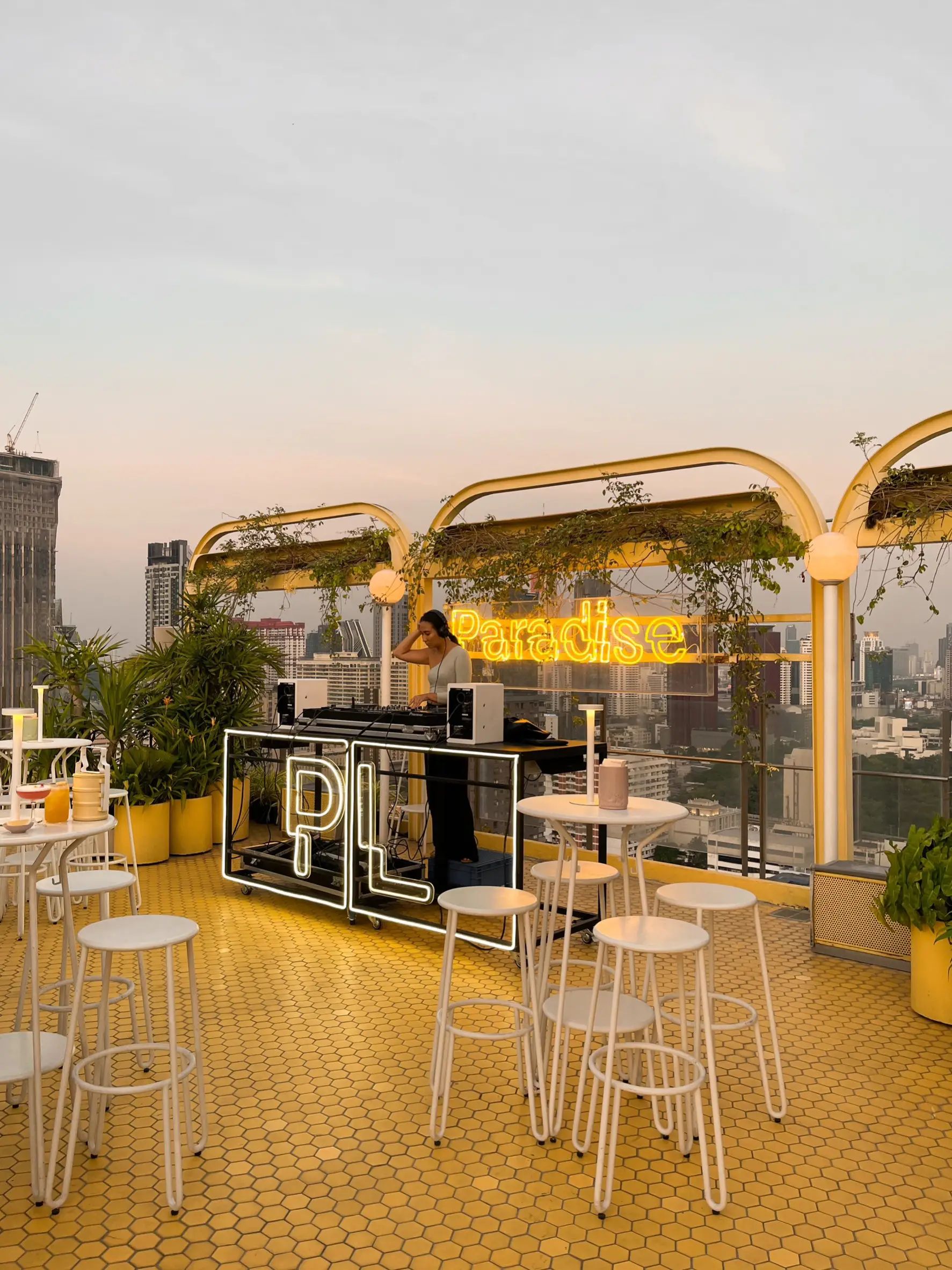 # RoofTop Bar View Bangkok 360 Degree Neighborhood Pathum One | Gallery ...