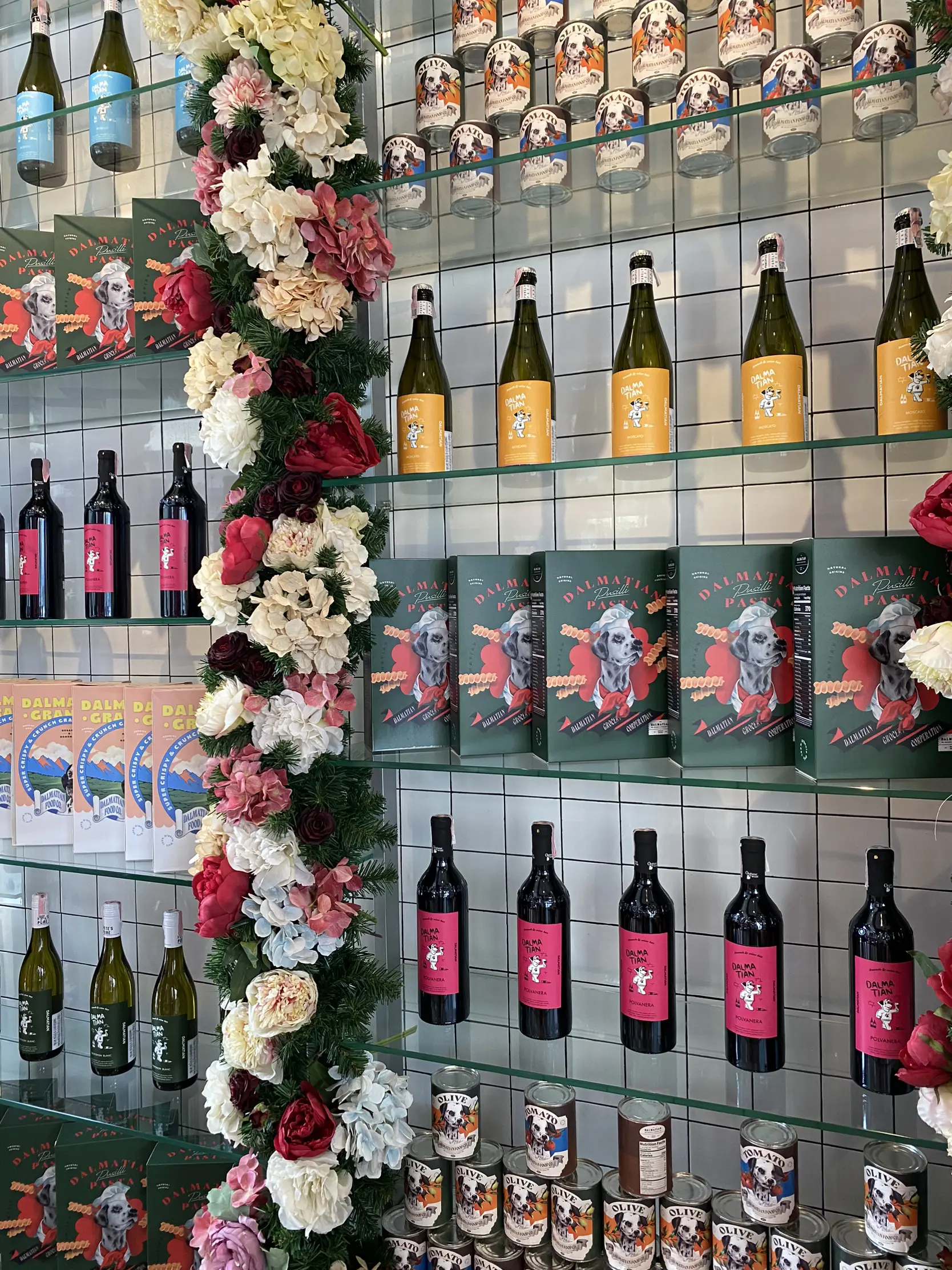 คาเฟ่ใจกลางสยาม Dalmatian🐶 | แกลเลอรีที่โพสต์โดย ployphanr | Lemon8