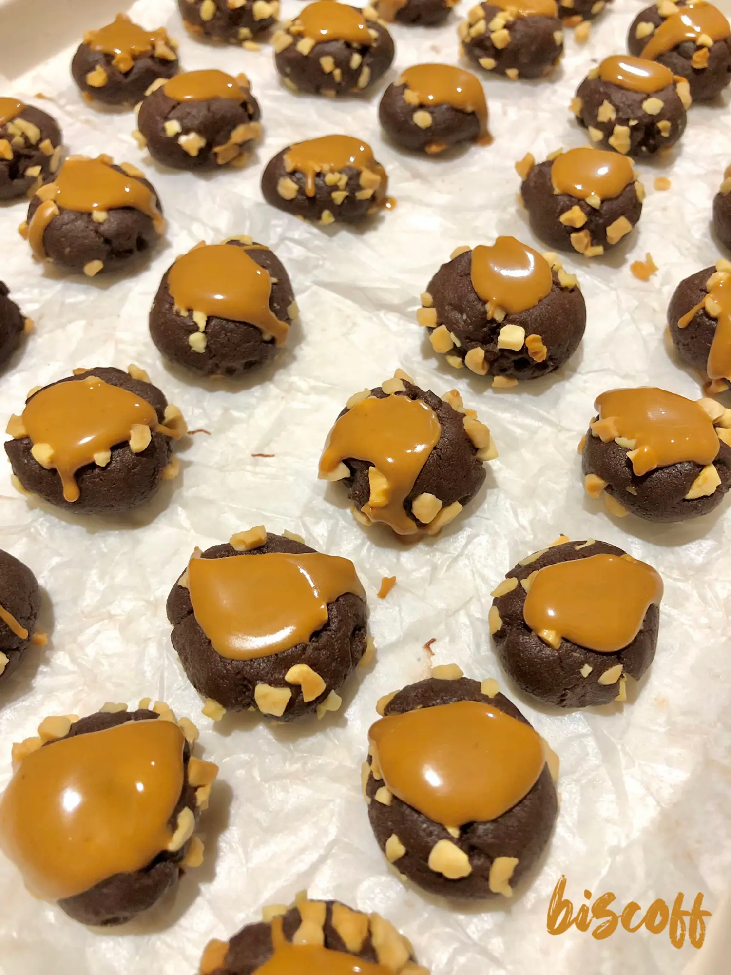 NUTELLA BUTTON COOKIES😋 | Galeri disiarkan oleh Ainaemylia | Lemon8