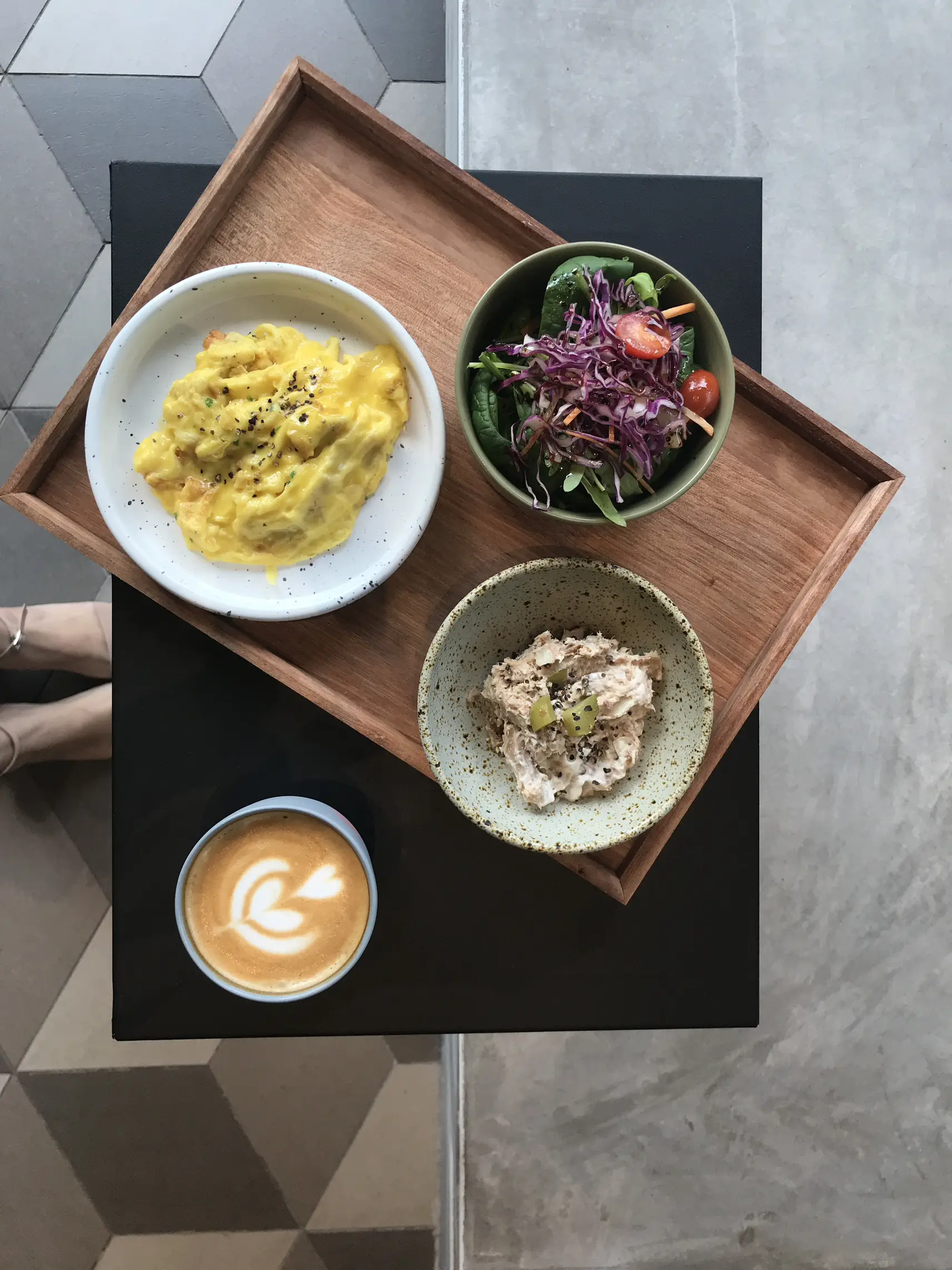 Bangsar | Hidden cafe in luxury condominium ☕️ | แกลเลอรีที่โพสต์โดย ...