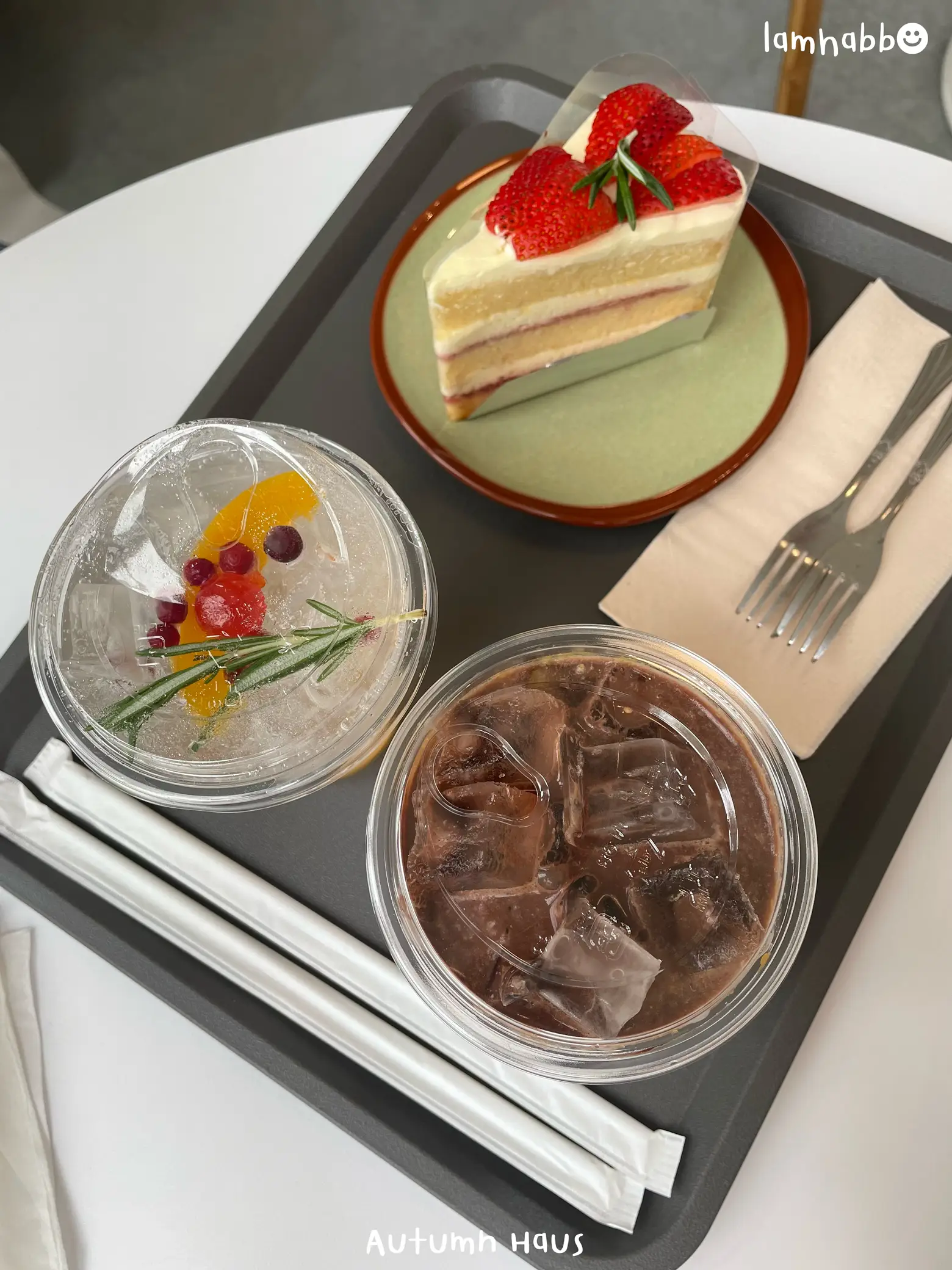 สายเที่ยวขอแนะนำคาเฟ่ Autumn Haus นครปฐม 🌳🍰🍹 | แกลเลอรีที่โพสต์โดย ...