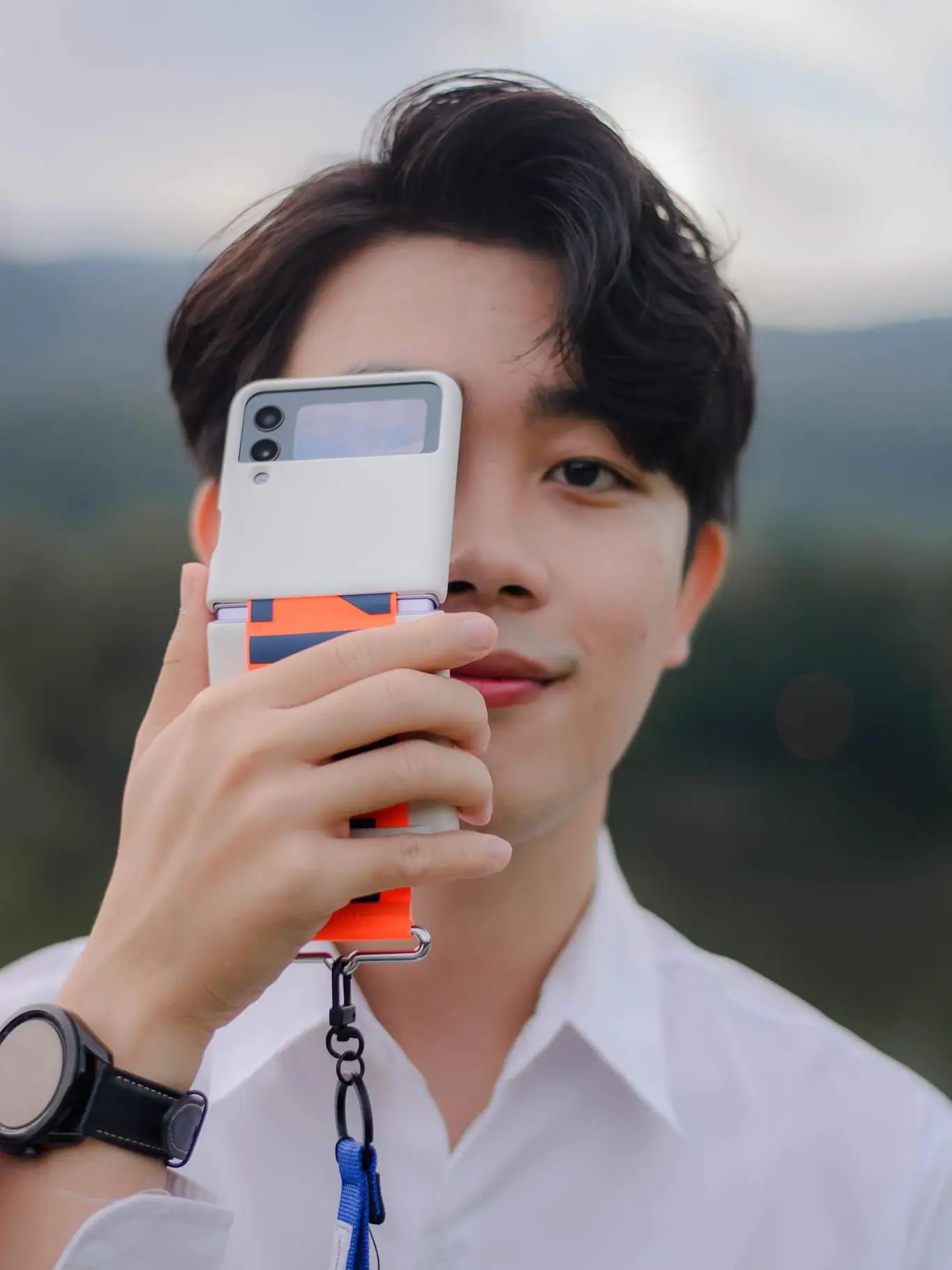 Zflip4 ใกล้จะมาส่งเเล้วขอป้ายยาด้วยความรู้สึกจากรุ่นก่อนนะค้าบ | แกลเลอ ...