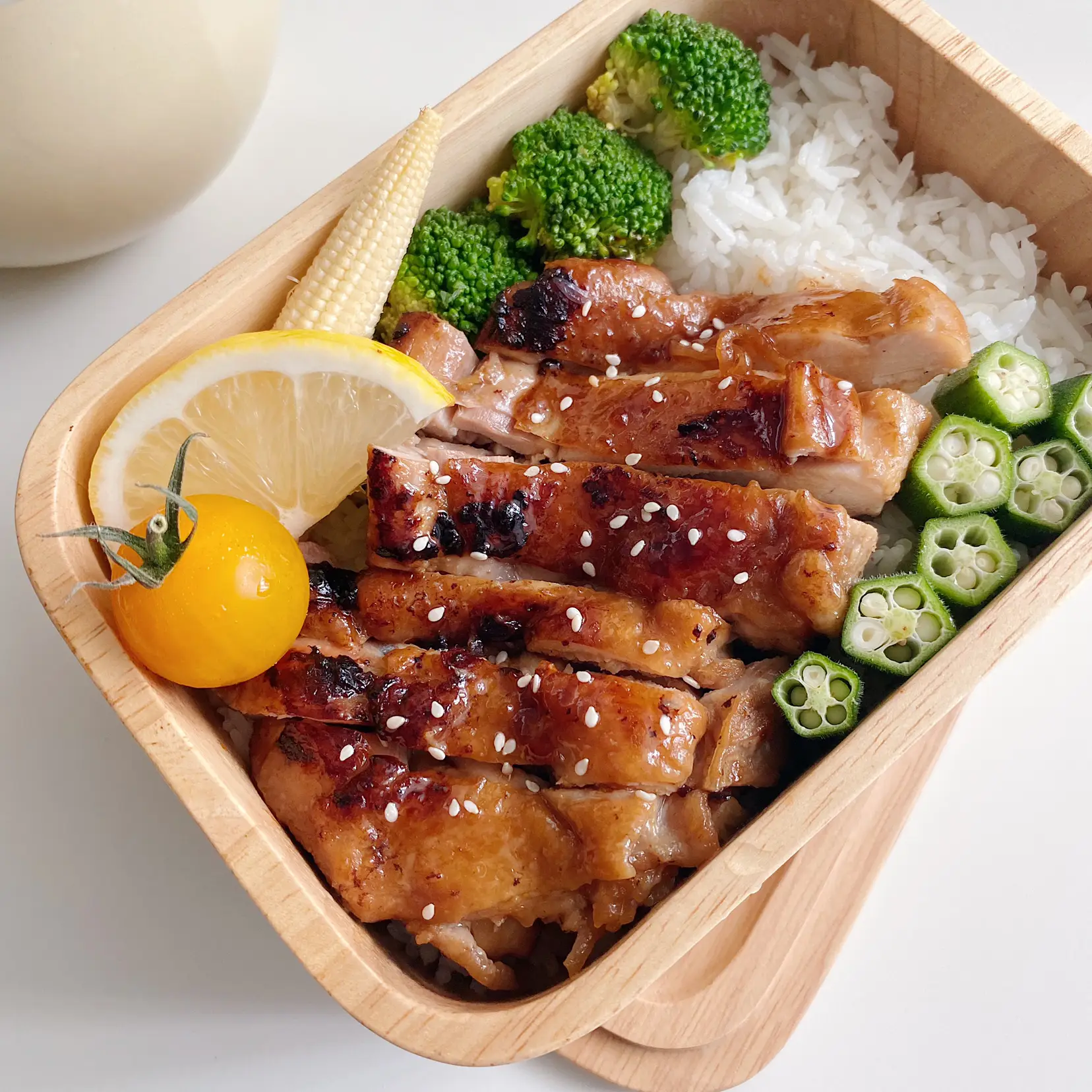 🌈ไอเดียข้าวกล่องญี่ปุ่น #OBENTO ธีมแม่บ้านญี่ปุ่น | แกลเลอรีที่โพสต์โดย jjkatherine | Lemon8