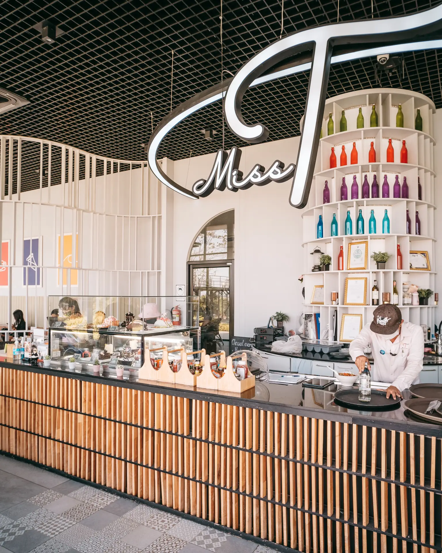 Miss T Cafe & Restaurant Atmosphere Beach Club Hua Hin | Gallery posted ...