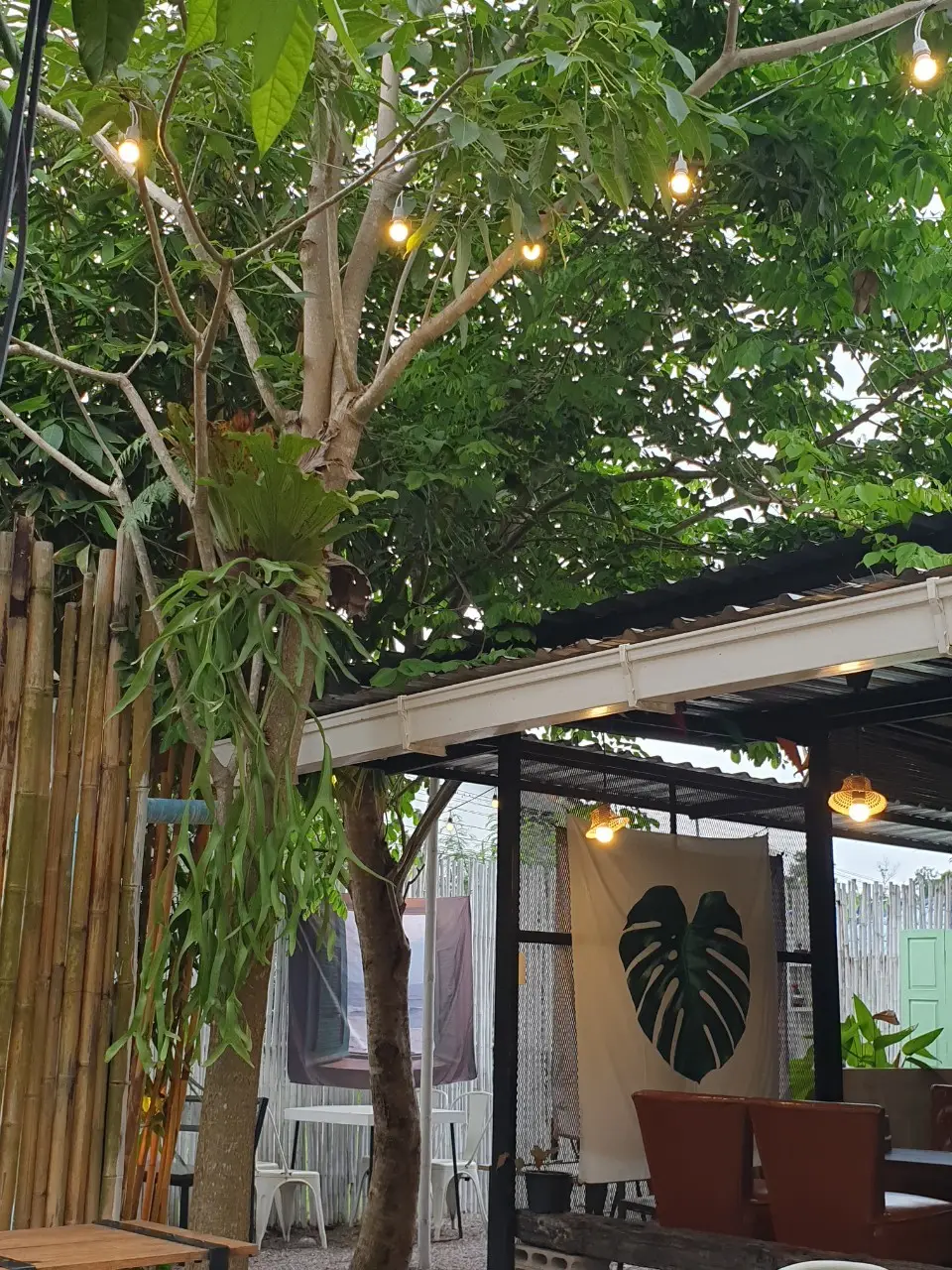 Great cafe in the slopes. Don't miss it!! | Gallery posted by 🧁 PANGHOM ...