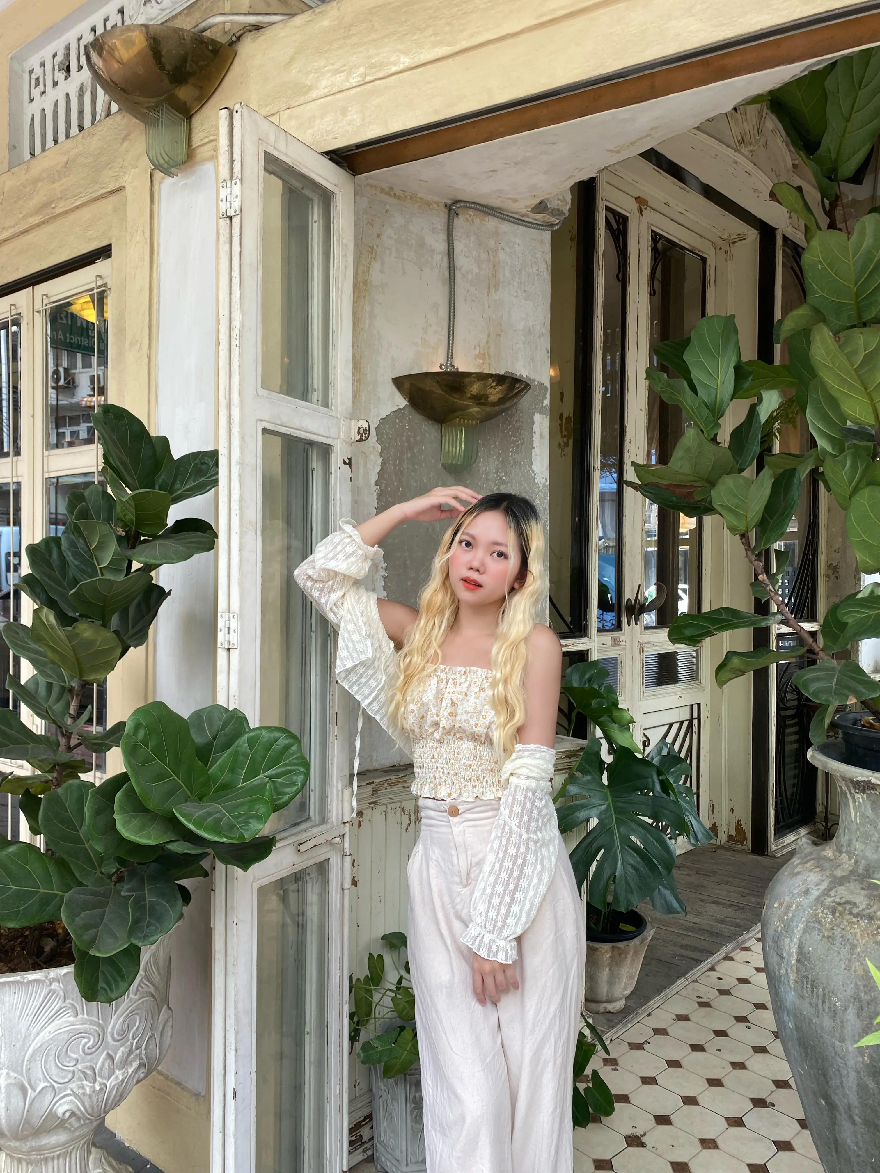 คาเฟ่ตึกเก่าสุดชิคในย่านหัวลำโพง | Pompano cafe | แกลเลอรีที่โพสต์โดย 𝗷𝘂𝗻𝘆 ⁺ | Lemon8