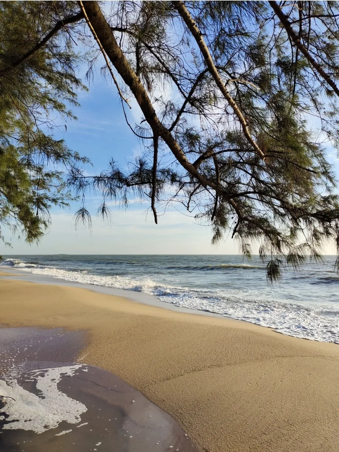 ที่พักราคาน่ารัก ริมทะเลหาดบ้านกรูด📸🌊 | แกลเลอรีที่โพสต์โดย Lanan st | Lemon8