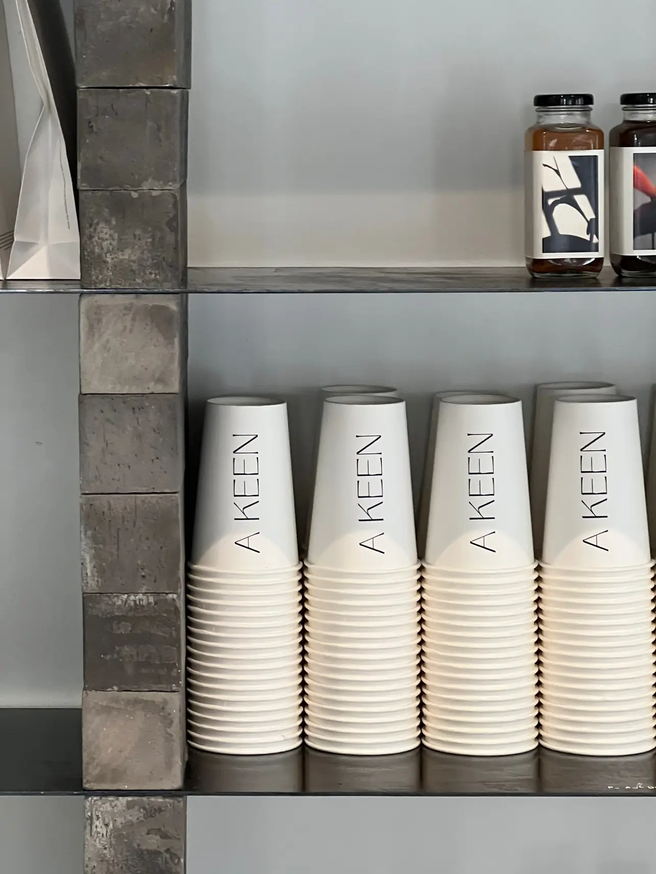 A KEEN HOUSE —คาเฟ่ไวบ์ดี ย่านเอกมัย 🖤 | แกลเลอรีที่โพสต์โดย Kaimoox 🍮 ...