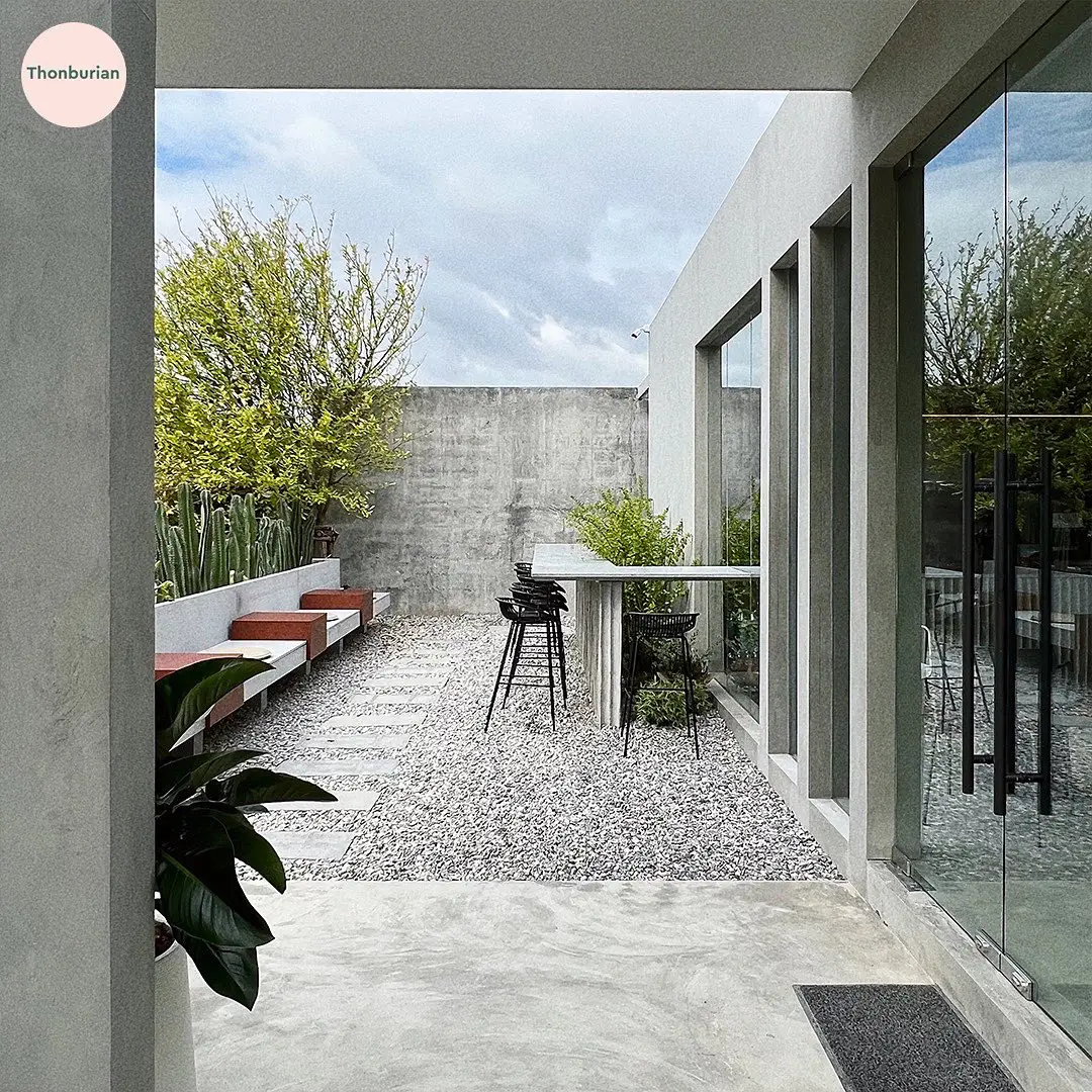 In My Element CafeがRoyal Neighborhoodに再オープンしました。 | Thonburianが投稿したフォト ...