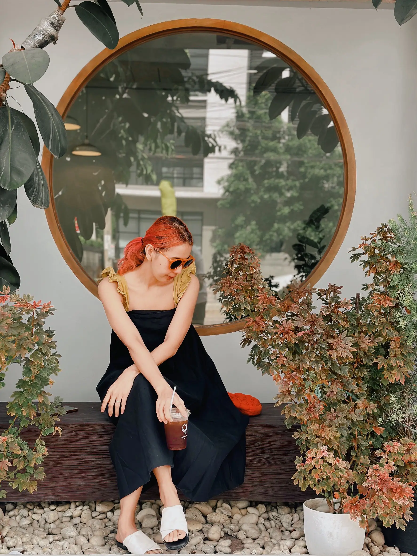 #คาเฟ่นวลจันทร์ ☕️ | แกลเลอรีที่โพสต์โดย 42+ไม่สะดวกแก่ | Lemon8