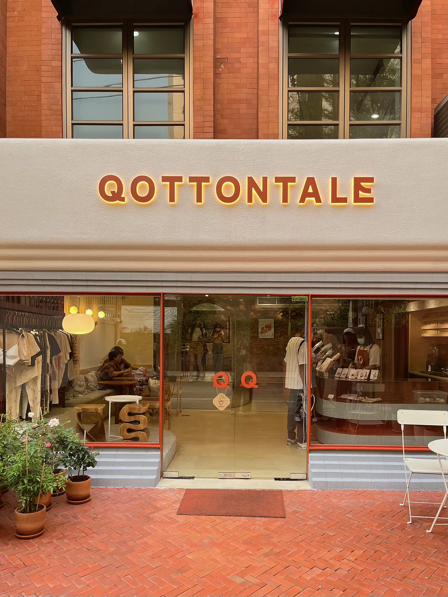 QOTTONTALE CAFE🧡🥨 | แกลเลอรีที่โพสต์โดย 𝐏𝐫𝐞𝐞𝐝𝐢𝐩𝐚𝐭 𝐑. | Lemon8
