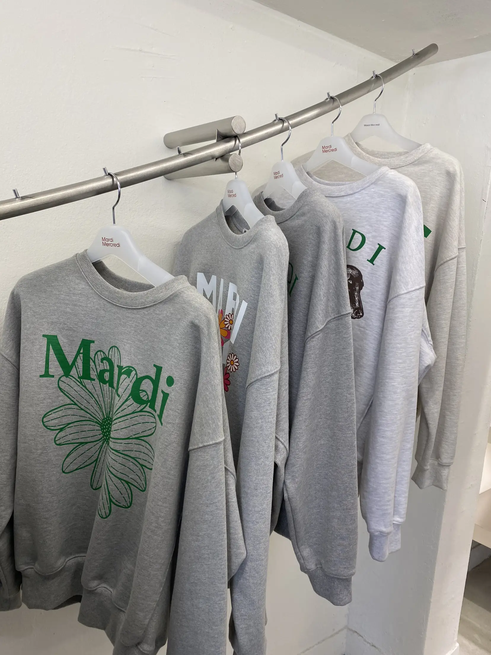 19 ไอเดียยอดนิยมเกี่ยวกับ Mardi สาขาเกาหลี ในปี 2024