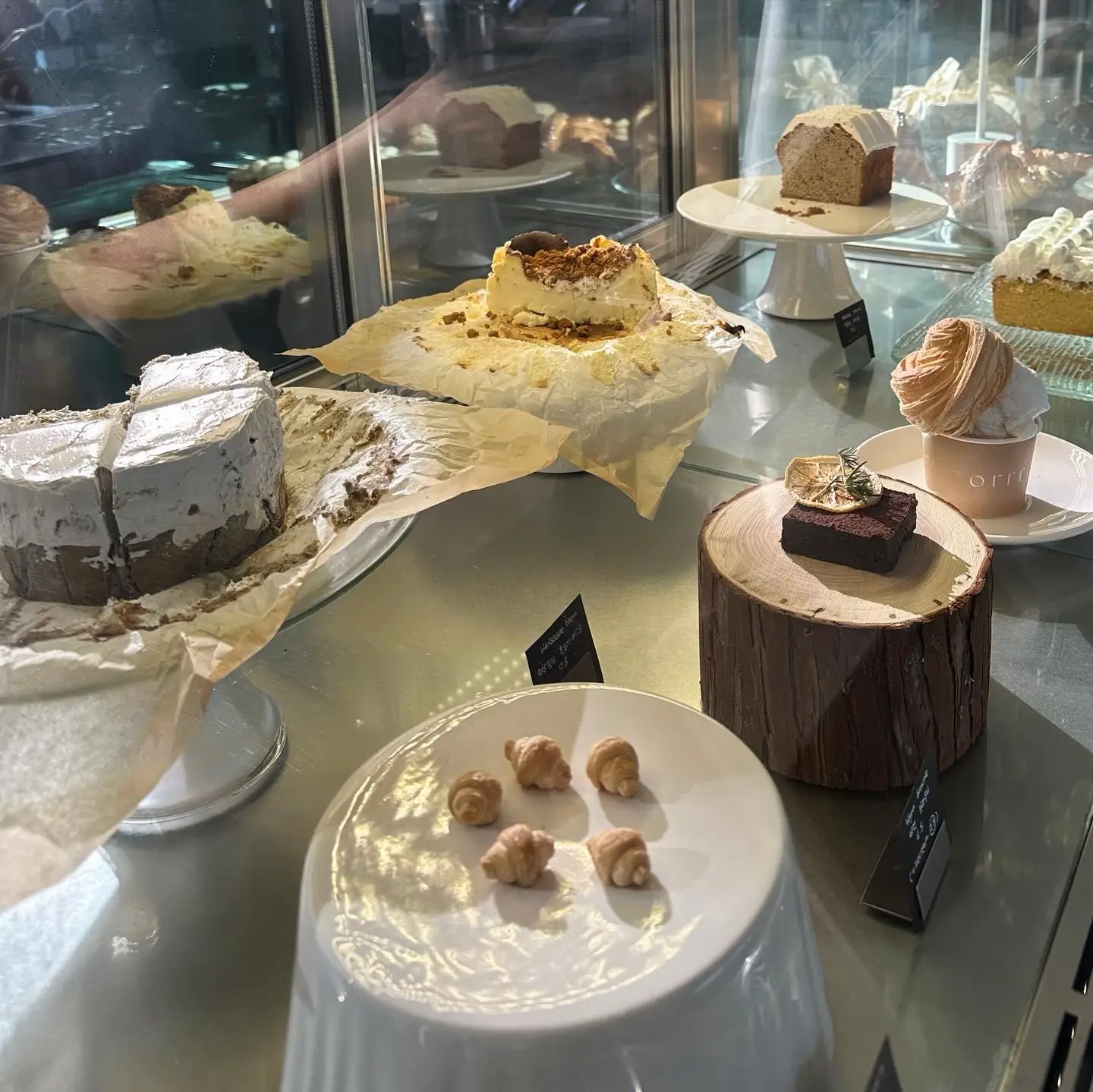 orrrn 오른. Hands down the best cafe in Jeju. | Gallery posted by Melvyn ...