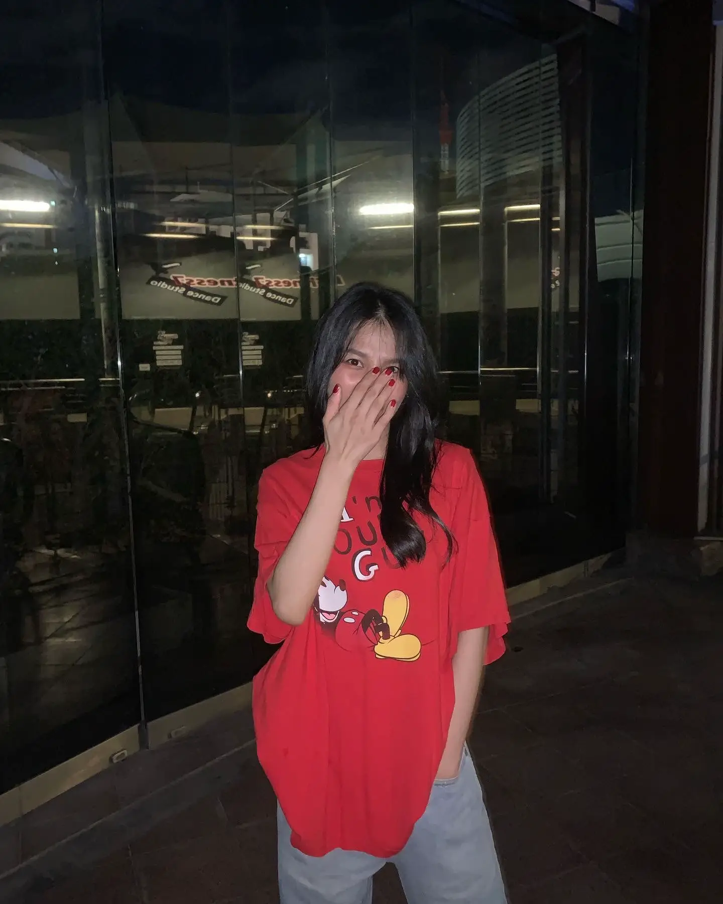 OOTD แต่งตัวชิลๆไปดูหนัง | แกลเลอรีที่โพสต์โดย camolin | Lemon8